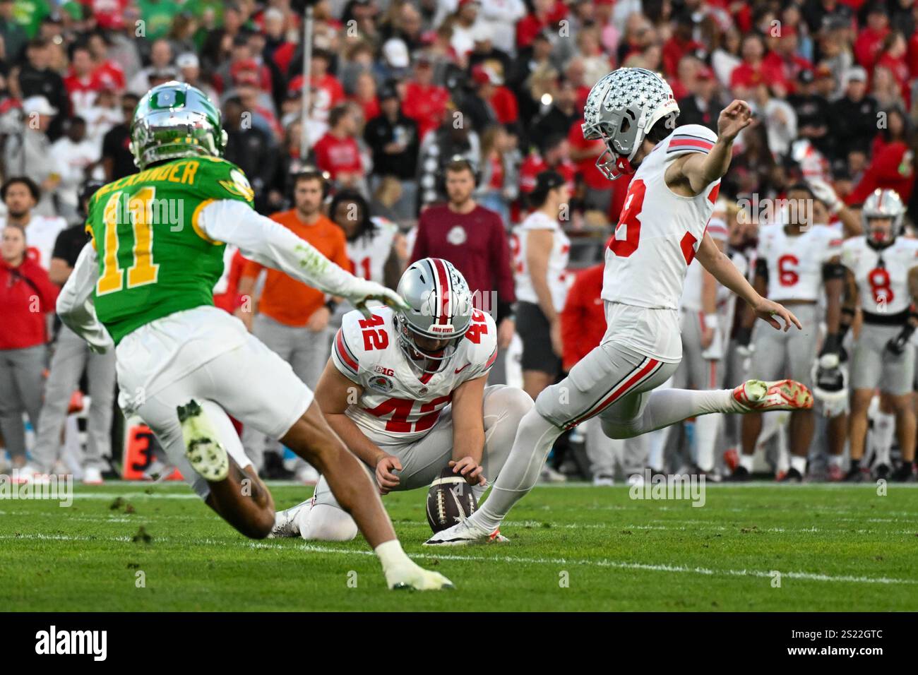 Ohio State Buckeyes place kicker Jayden Fielding (38) punter Joe ...