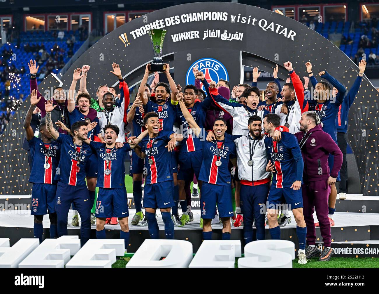 Doha. 5th Jan, 2025. Players of Paris Saint-Germain celebrate with the ...