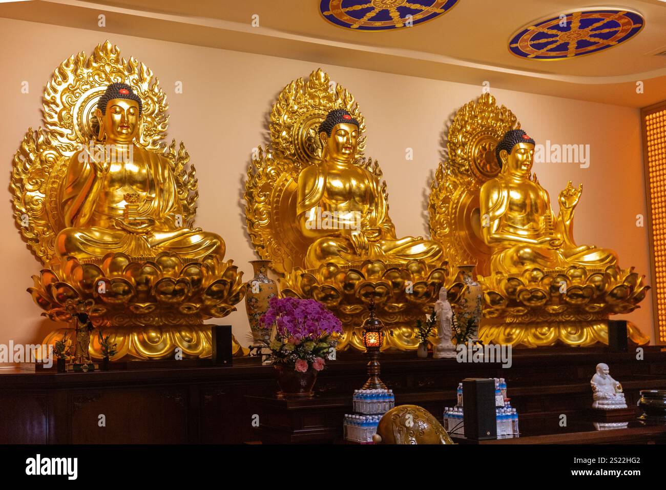 Shandao Temple is a temple in Zhongzheng District in Taipei and it is ...