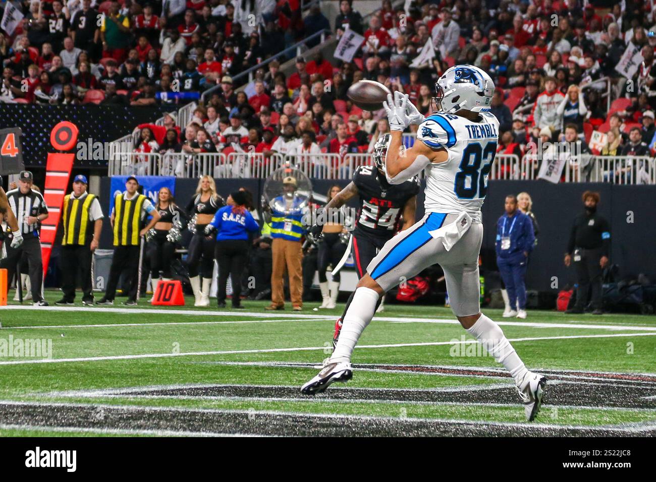 Atlanta, Georgia, USA. 5th Jan, 2025. Carolina Panthers tight end Tommy Tremble (82) catches a ...