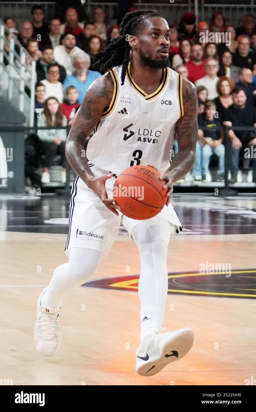 La Rochelle, France. 05th Jan, 2025. Paris Lee of ASVEL Lyon ...