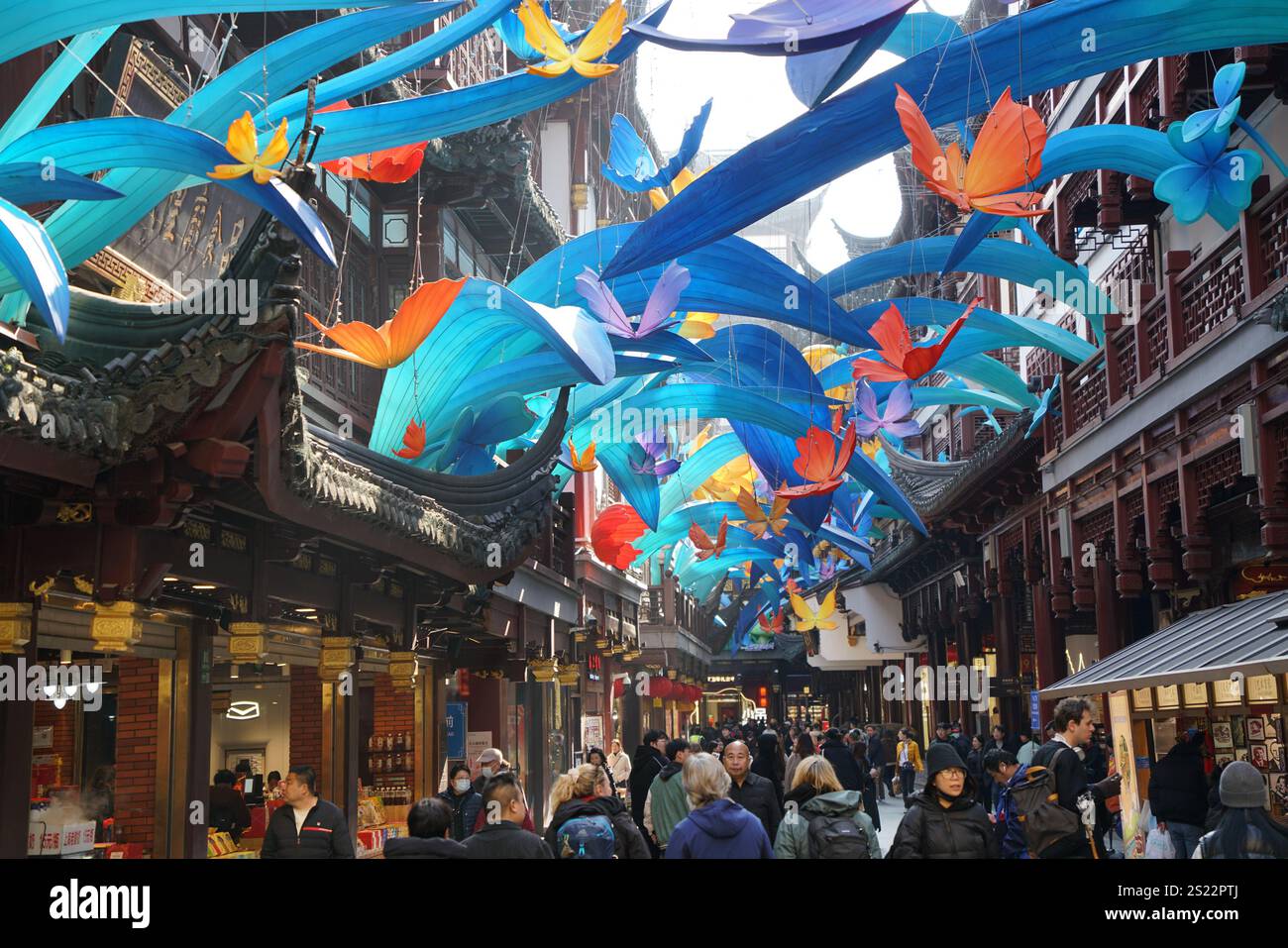 Tourists visit the Lantern of the Year of the Snake 2025 at Yuyuan Mall ...