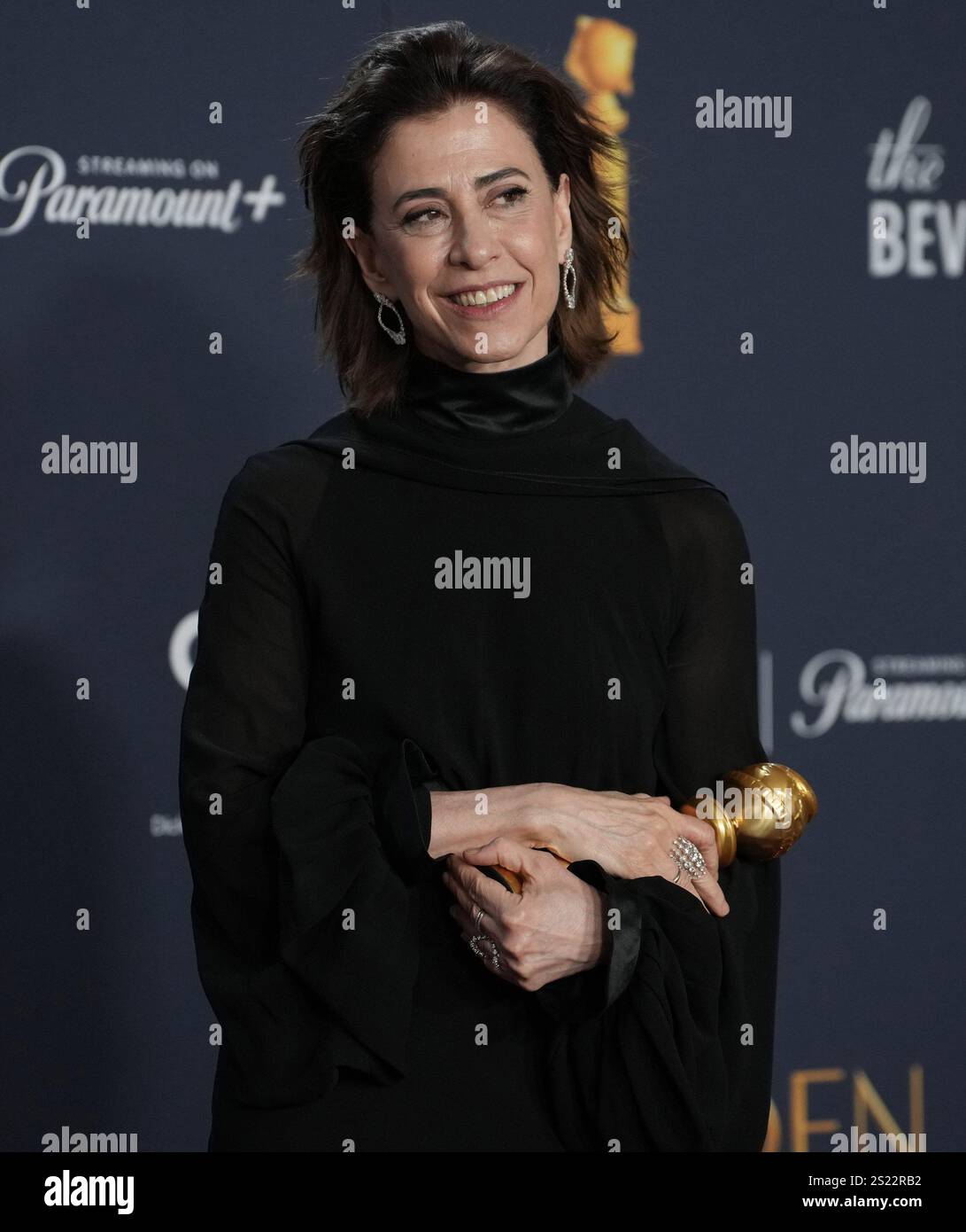 Fernanda Torres, winner of the Best Performance by a Female Actor in a ...