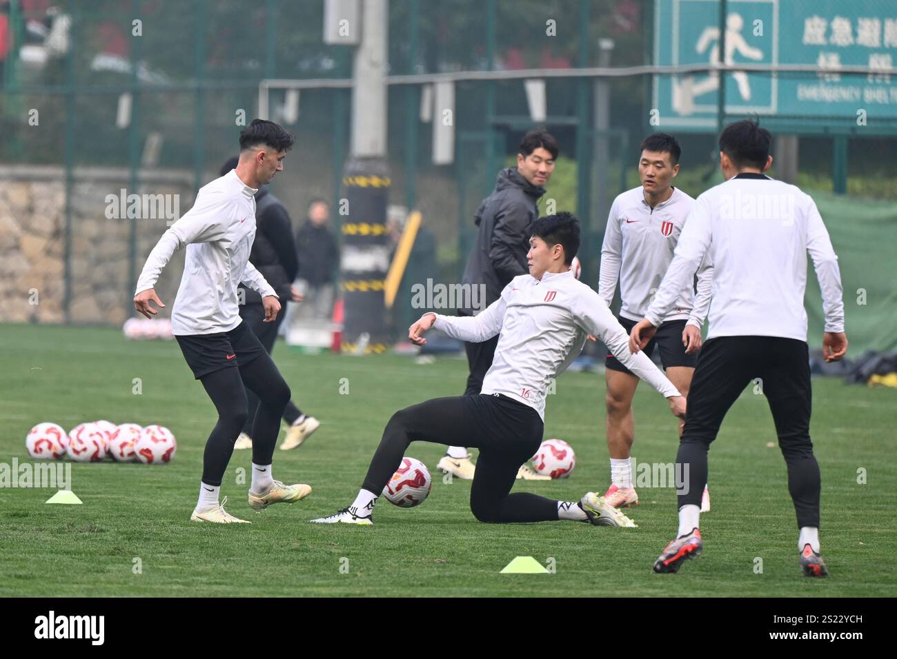 Players of Chengdu Rongcheng Football Club train for the new season in ...