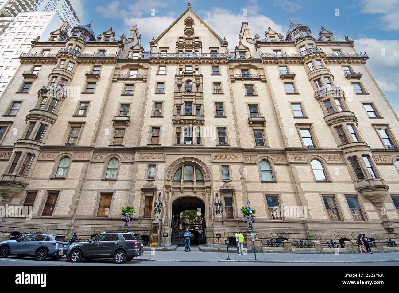 The historic Dakota building (in front of which John Lennon was ...