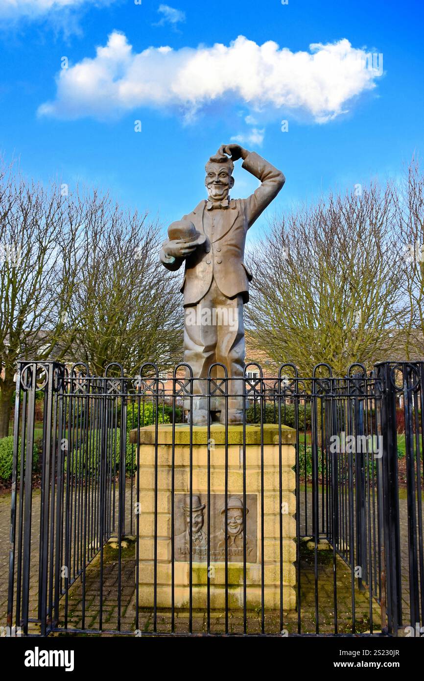 Stan Laurel statue in North Shields above the fish quay against blue ...