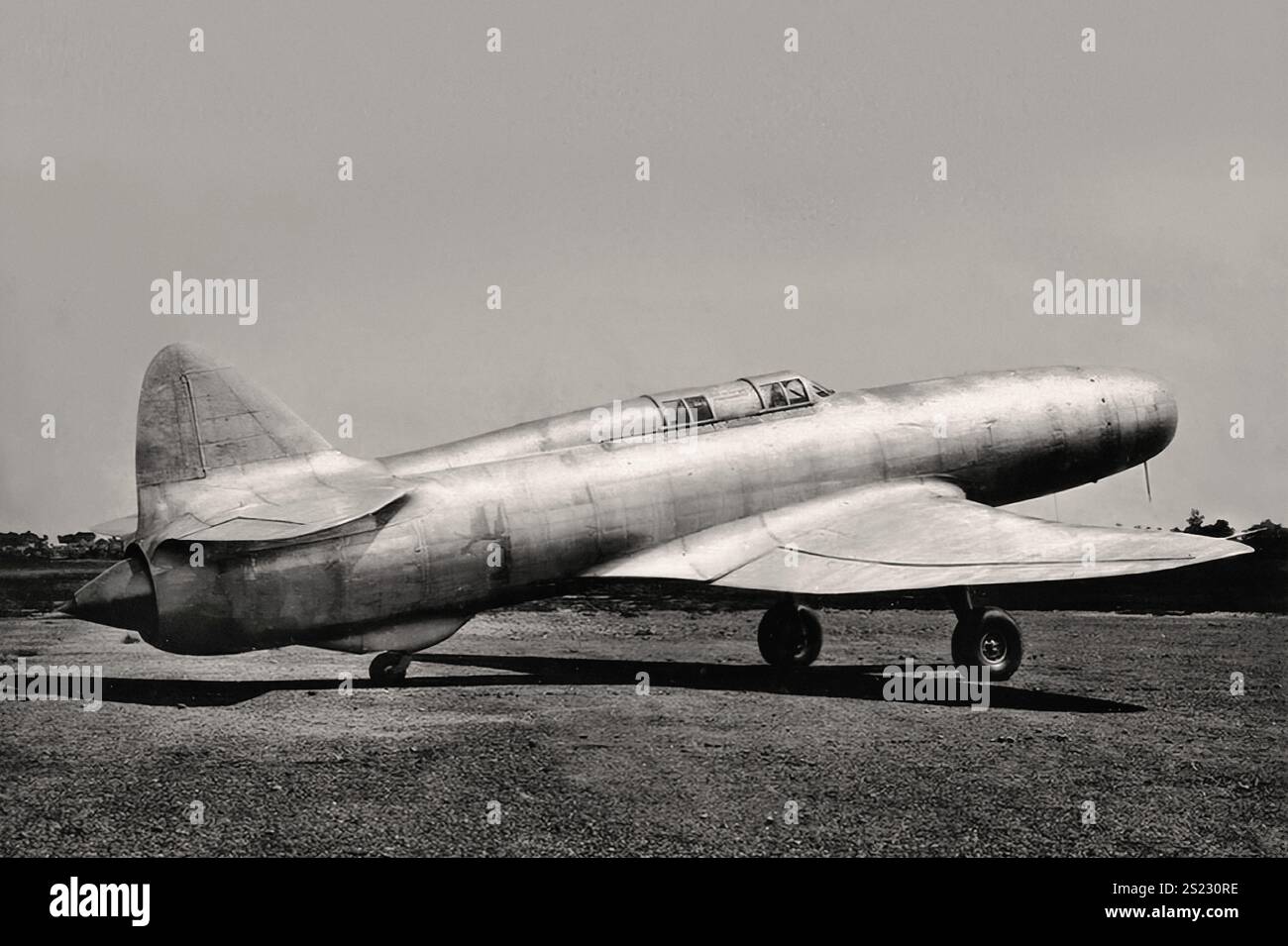 Italian jet fighter Caproni Campini No. 1 took off 28th August 1940 ...