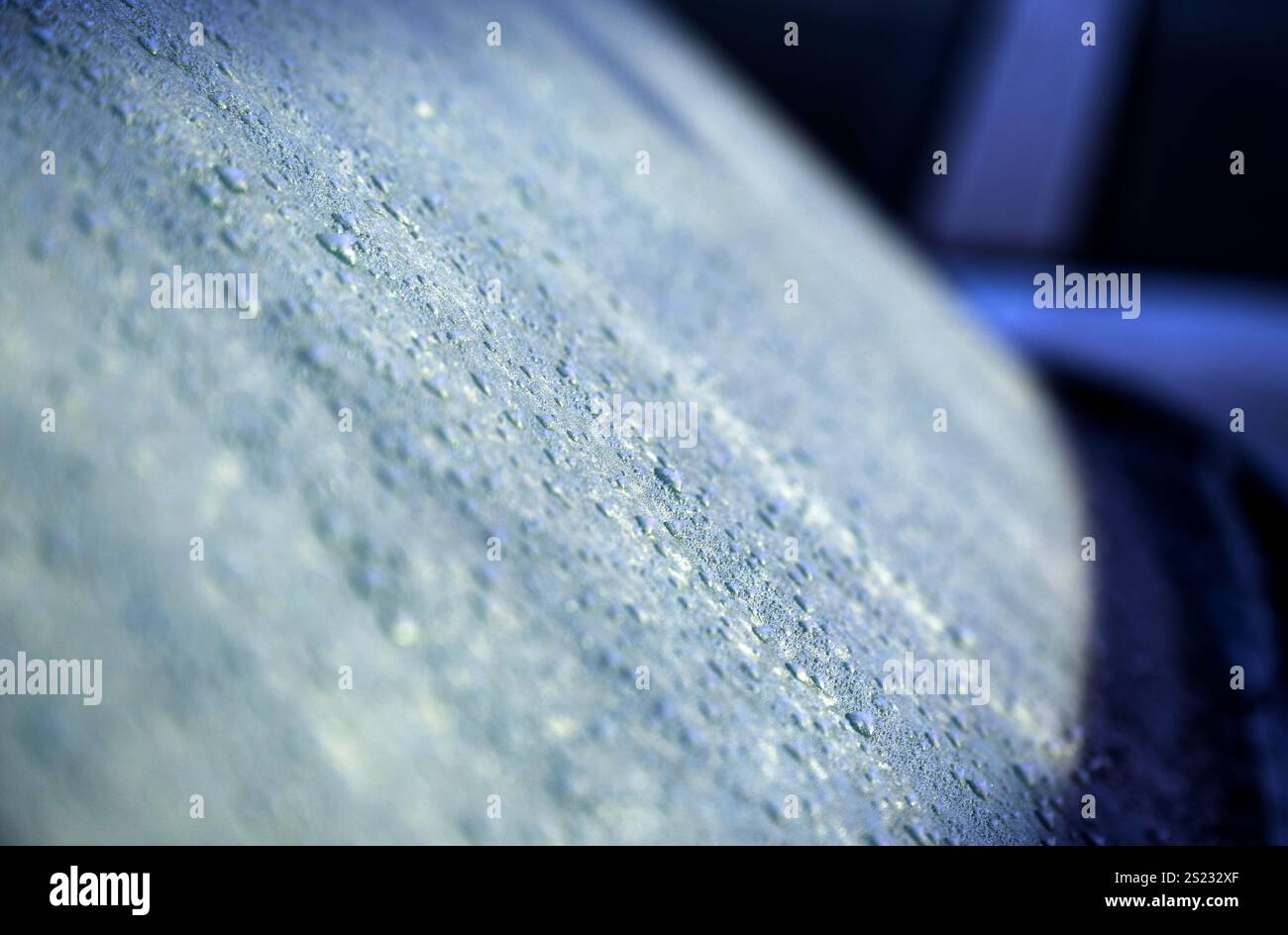 Thick ice and frost on a car early on a winter morning Stock Photo - Alamy