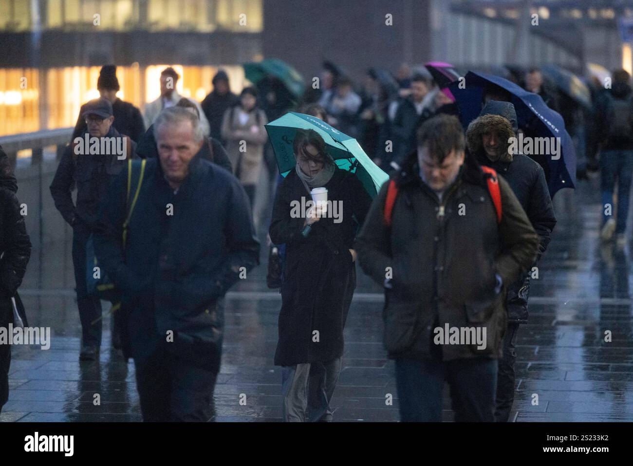 London city workers 2025 hi-res stock photography and images - Alamy
