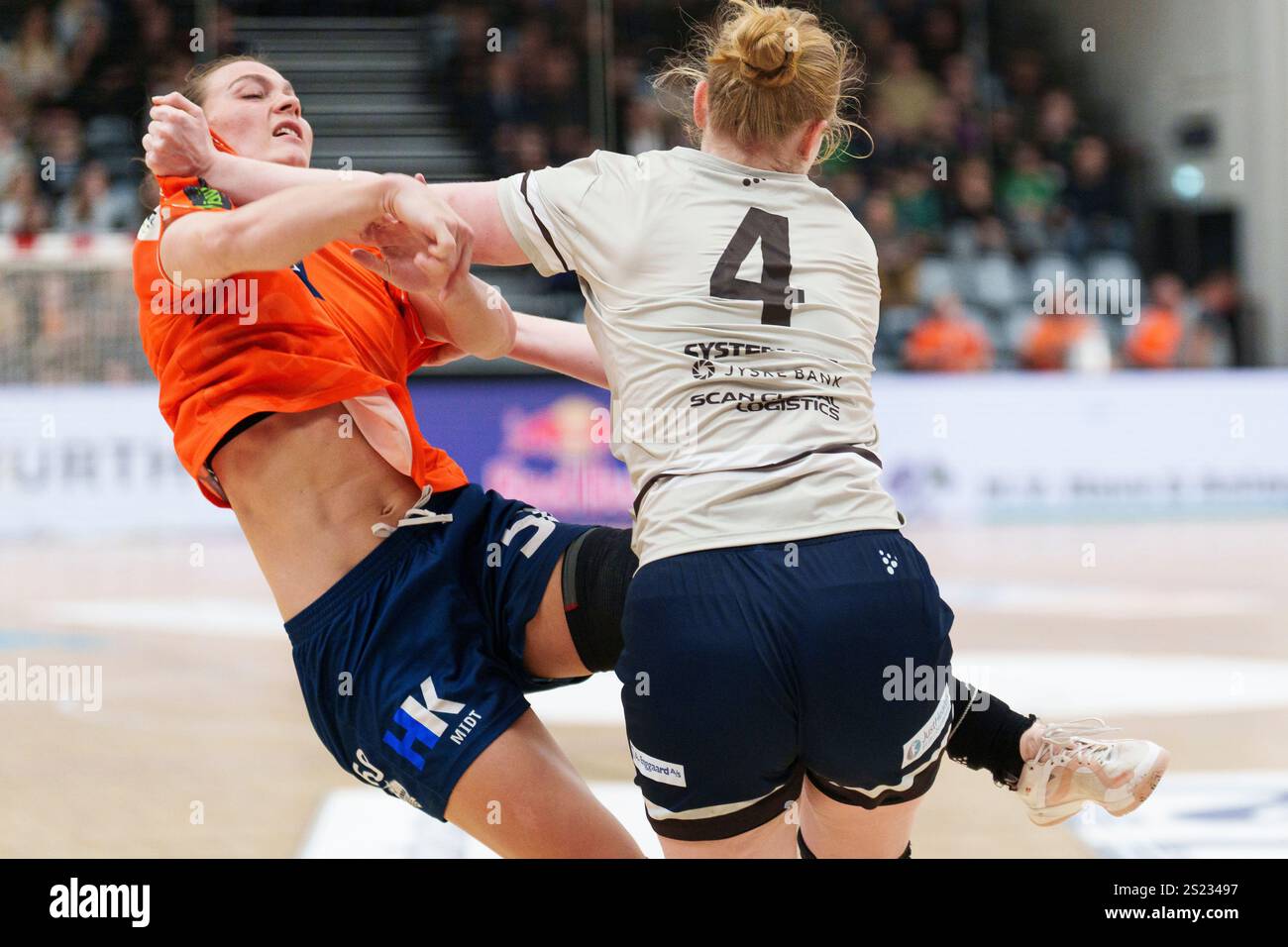Odense, Denmark. 05th Jan, 2025. Katrine Jacobsen (4) of Aarhus ...