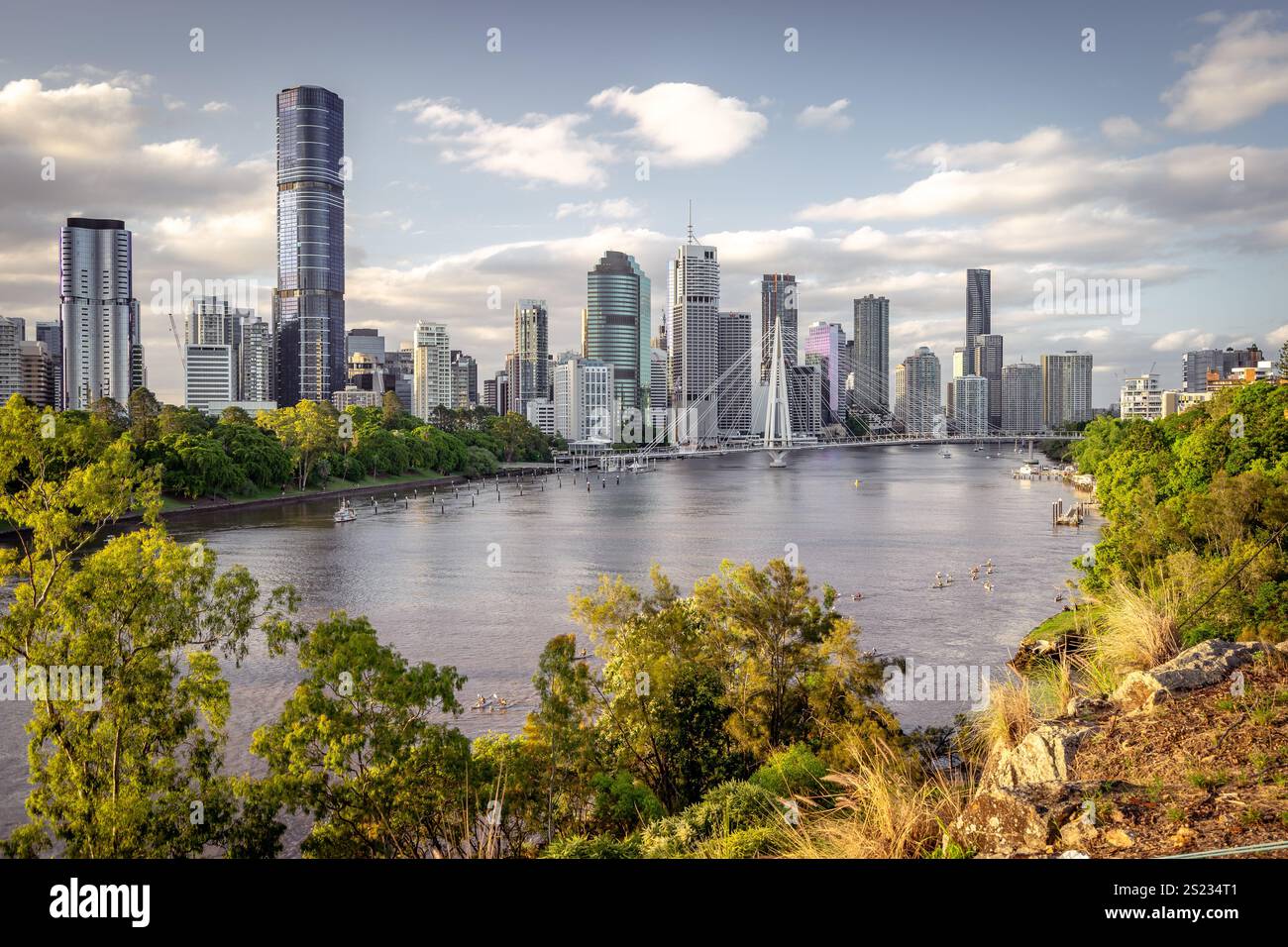 Brisbane, QLD, Australia - City skyline with new Kangaroo Point Green ...