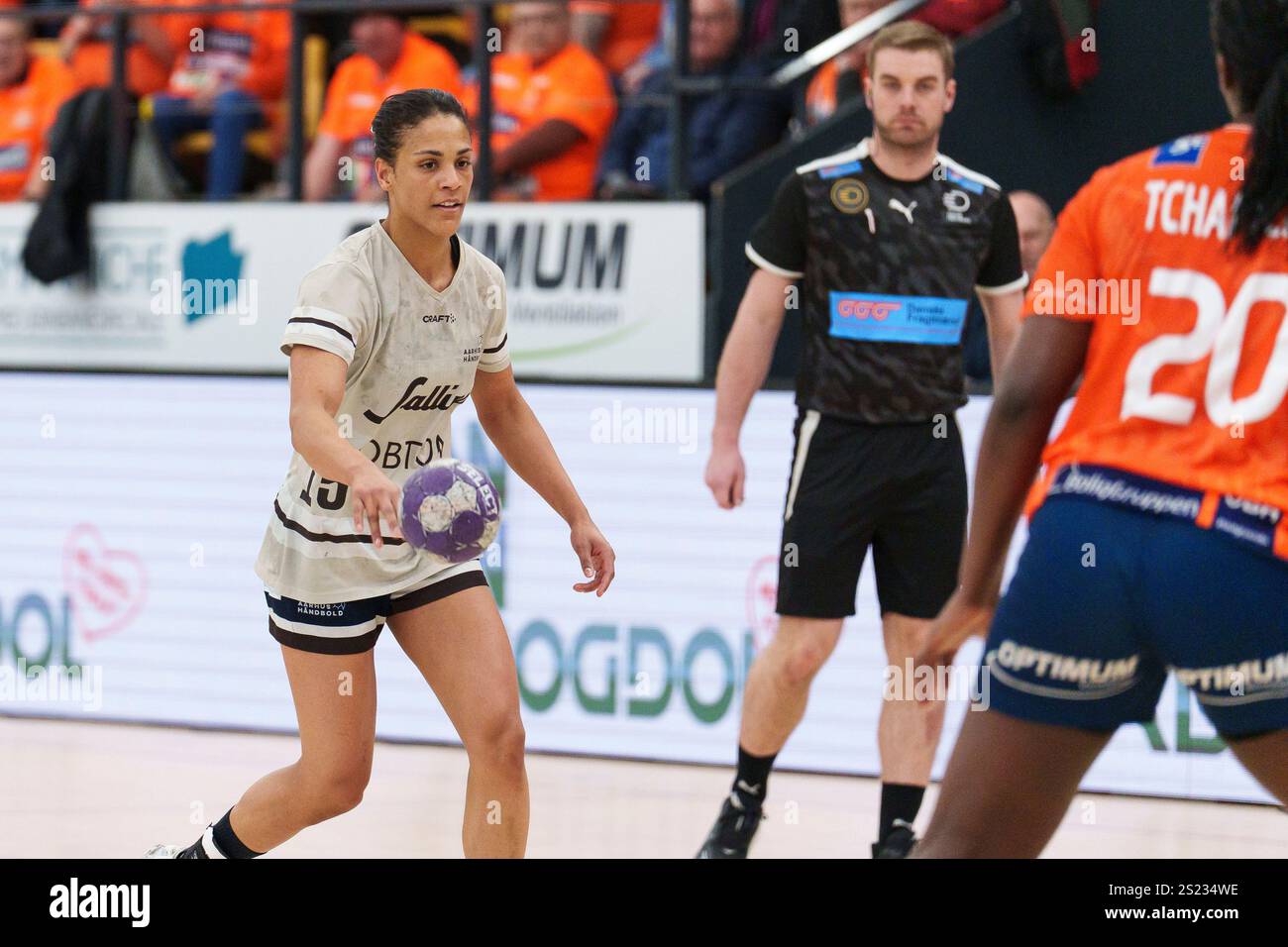 Odense, Denmark. 05th Jan, 2025. Sofia Deen (15) of Aarhus Handball seen in the Danish ...