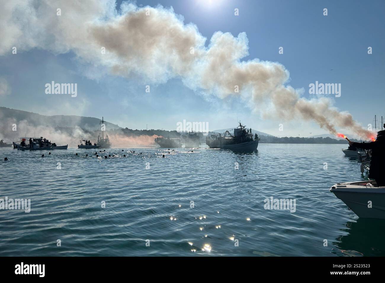 Nea Artaki, Greece. 06th Jan, 2025. In the coastal town of Nea Artaki ...