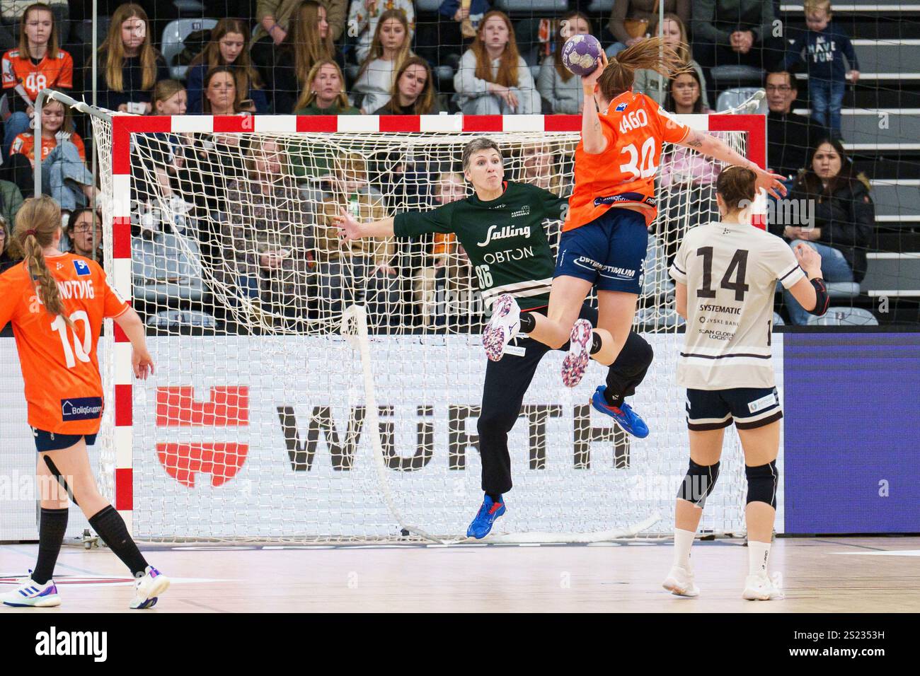 Odense, Denmark. 05th Jan, 2025. Andrea Hansen (34) of Odense Handball ...