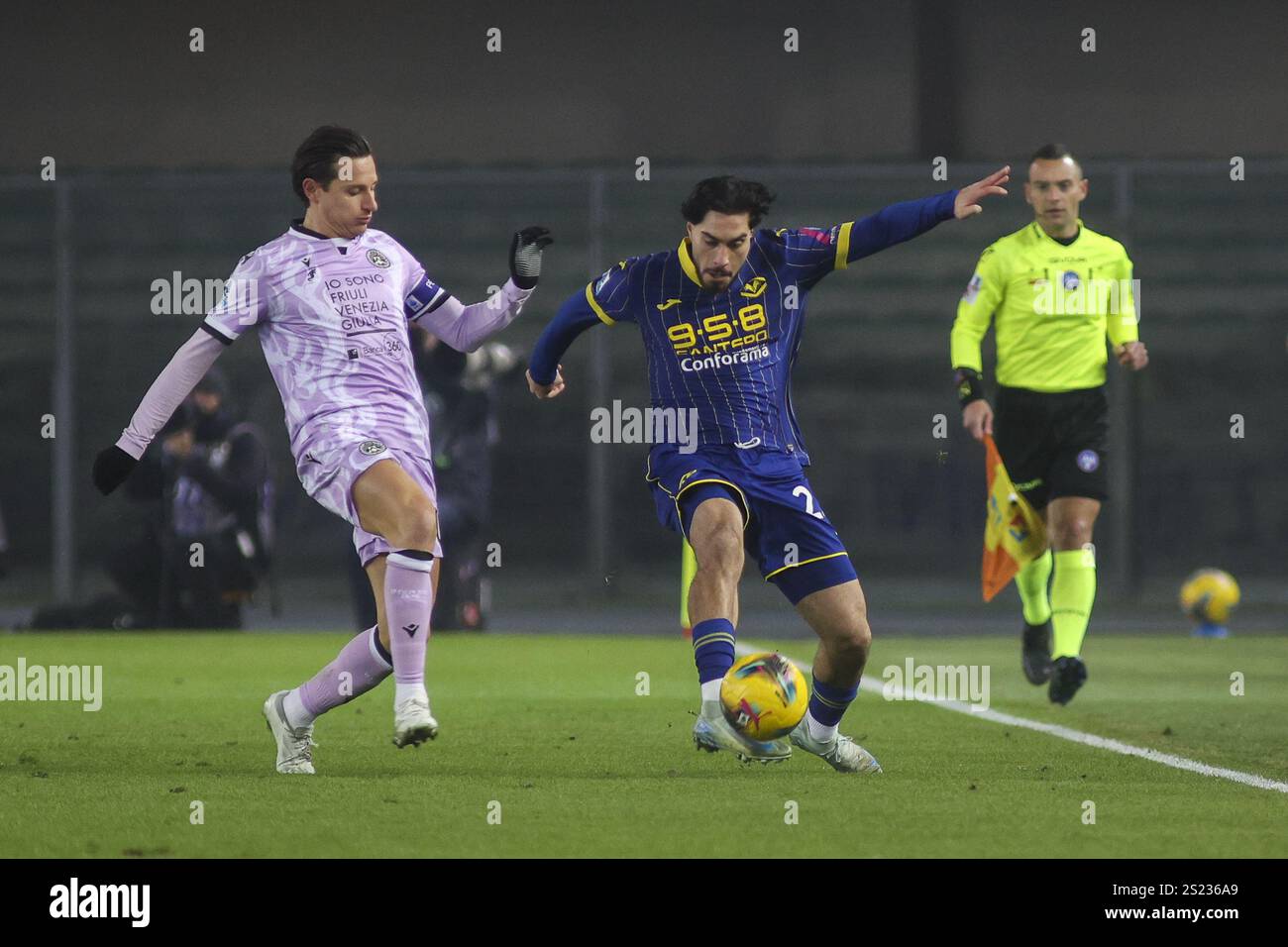 Verona, Italy. 05th Jan, 2025. Suat Serdar of Hellas Verona FC battle ...