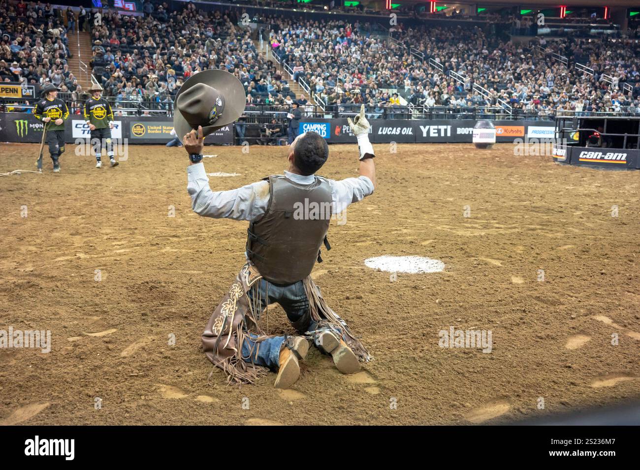 New York, New York, USA. 5th Jan, 2025. (new) 2025 professional bull ...
