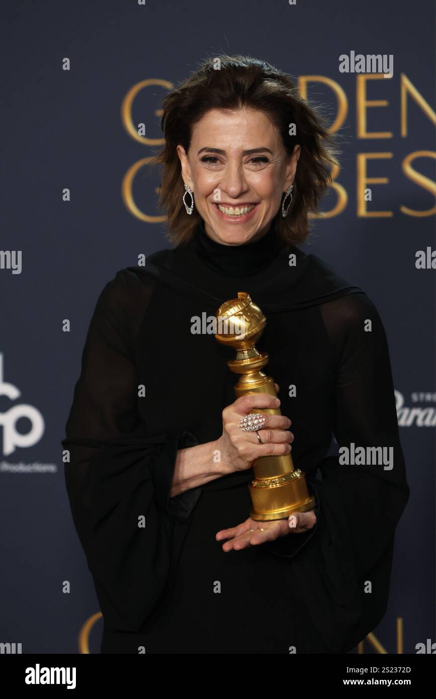 Fernanda Torres, winner of the Best Performance by a Female Actor in a ...