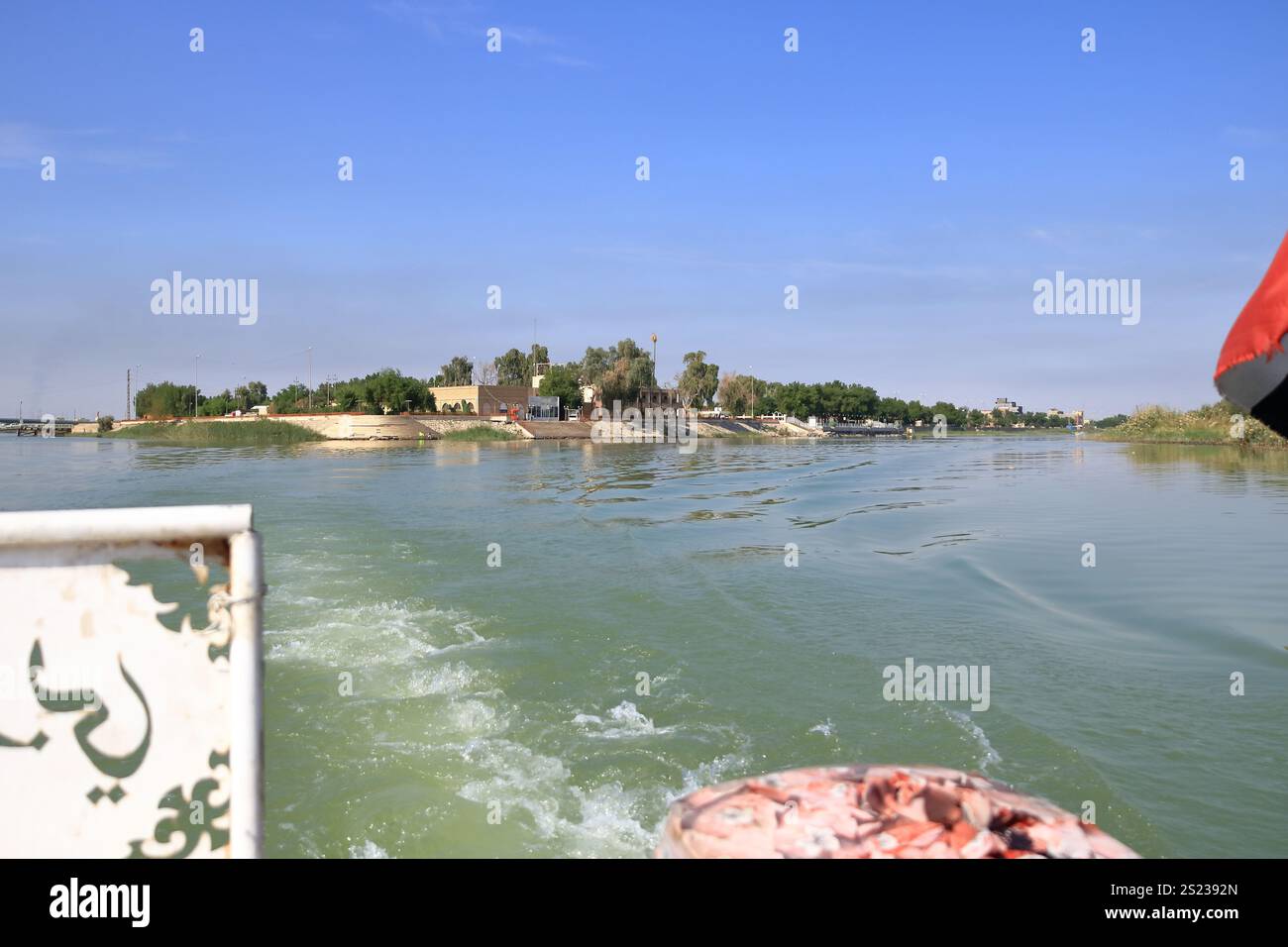 confluence of Euphrates and Tigris river, Shatt al-Arab, Al-Qurna ...