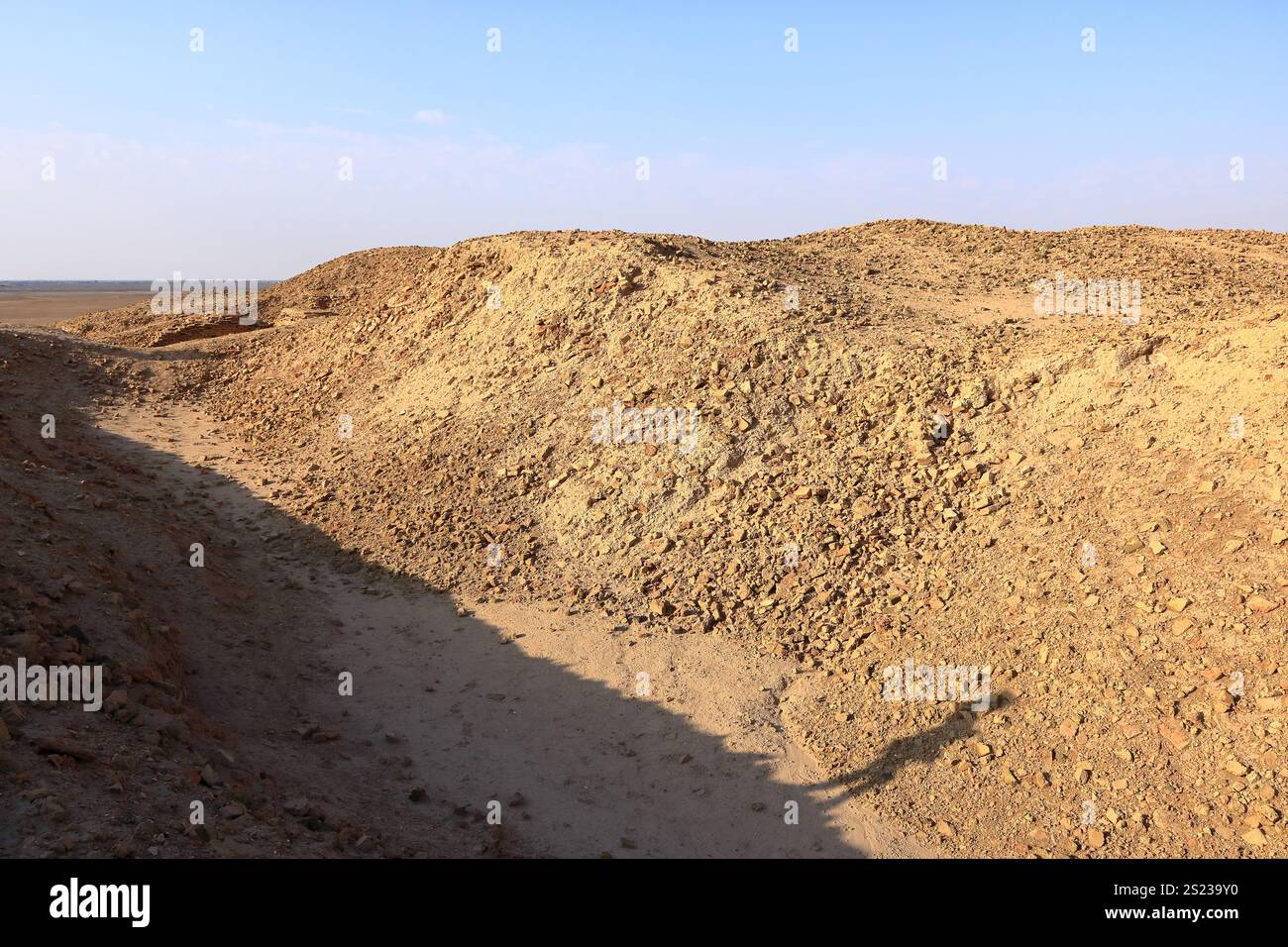 area of the excavation site in the Ancient City of Uruk, Iraq Stock ...