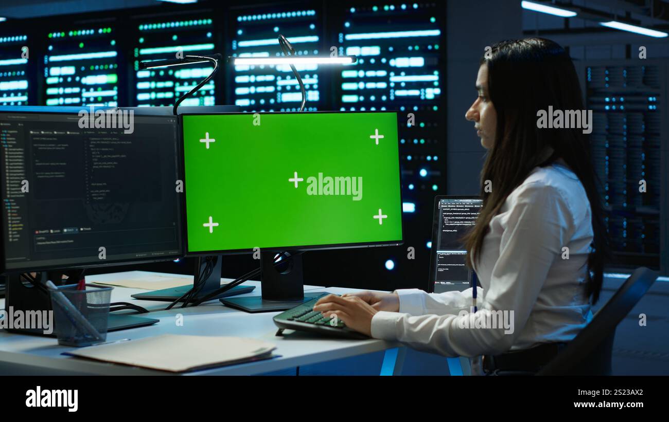 Admin In Data Center Using Mockup Pc To Design Implement And Manage