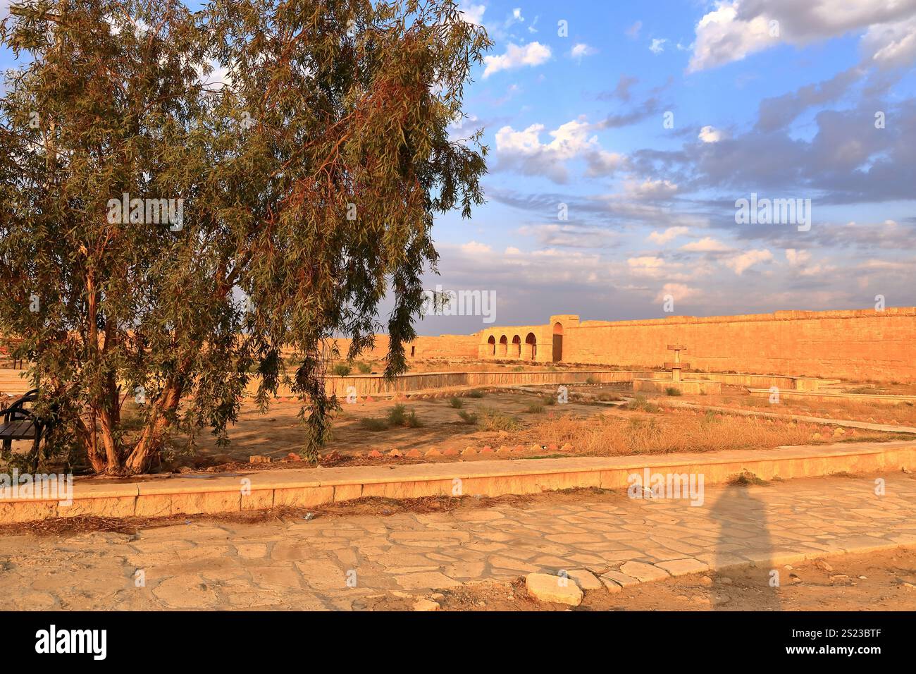 Hatra in Iraq, entrance area of the ancient city in Upper Mesopotamia ...