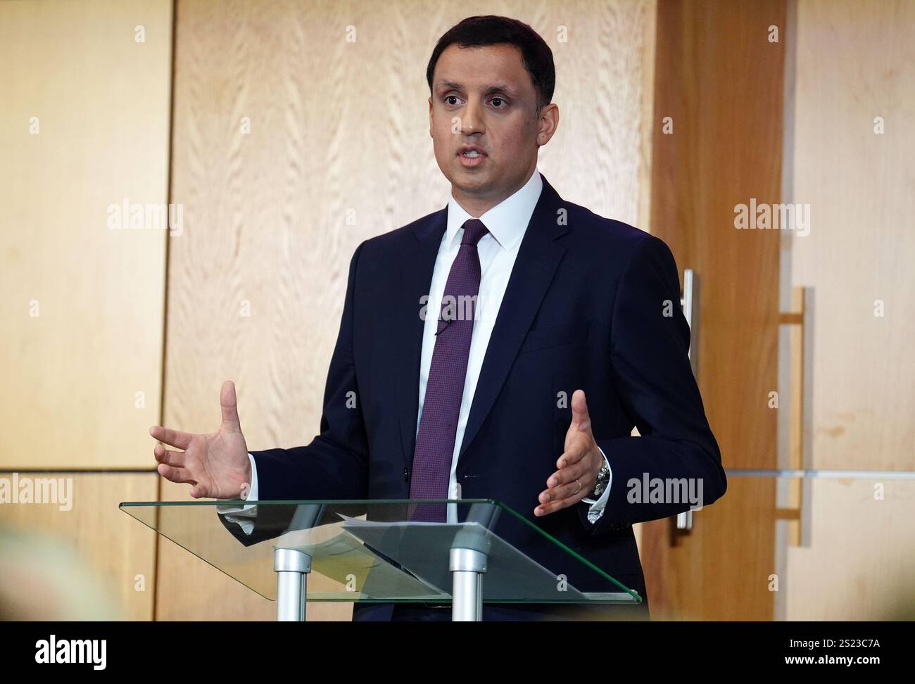 Scottish Labour leader Anas Sarwar delivers a speech at University of ...