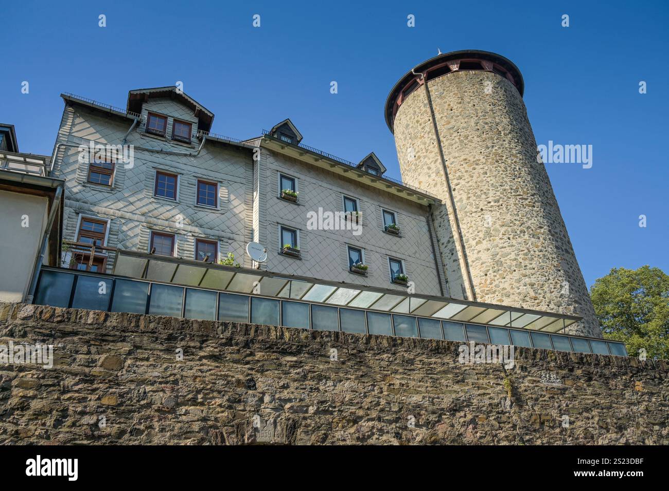 Mittelalterlicher Turm, Weilburg, Landkreis Limburg-Weilburg, Hessen ...