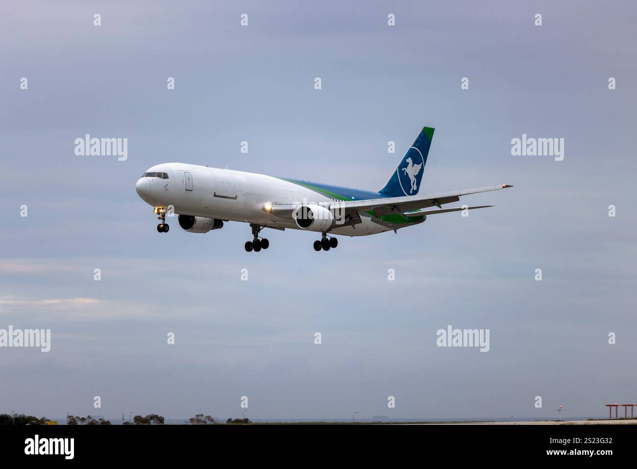 Challenge Group Boeing 767-3Q8-ER (Reg.: 9H-CAD) landing in the late ...