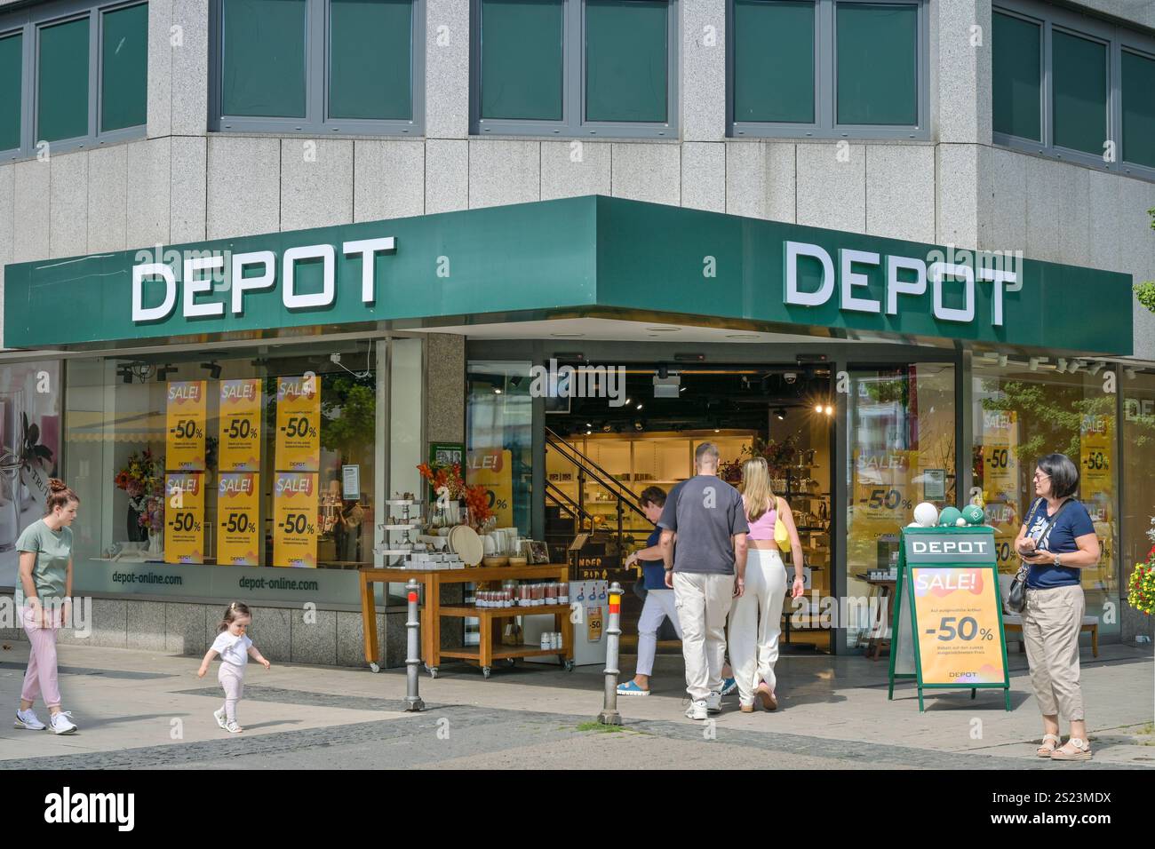 Depot Möbelgeschäft, Hammerstraße, Hanau, Hessen, Deutschland *** Depot ...