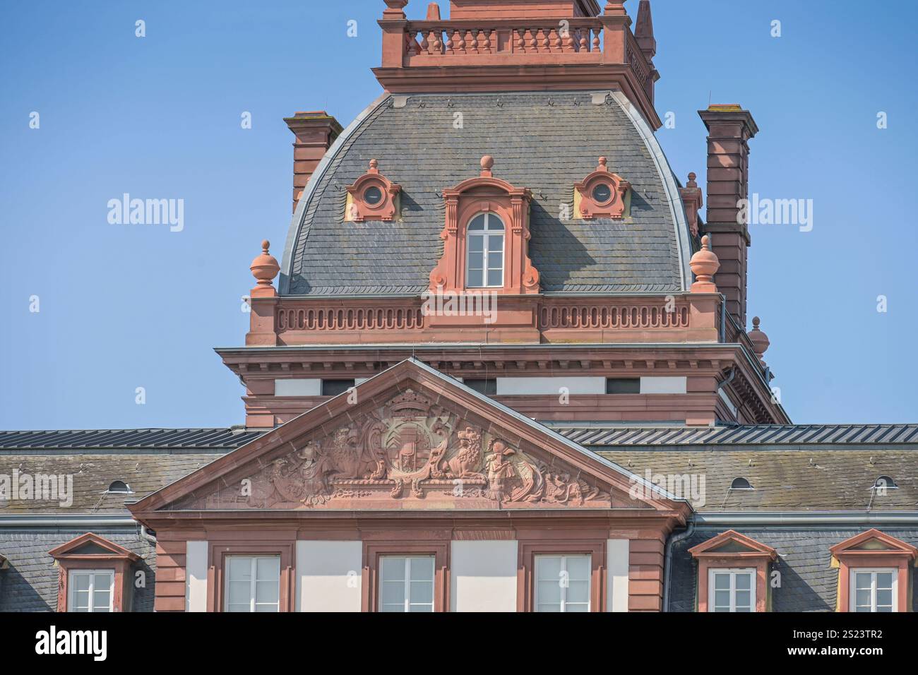 Schloss Philippsruhe, Frontansicht, Hanau, Hessen, Deutschland ...