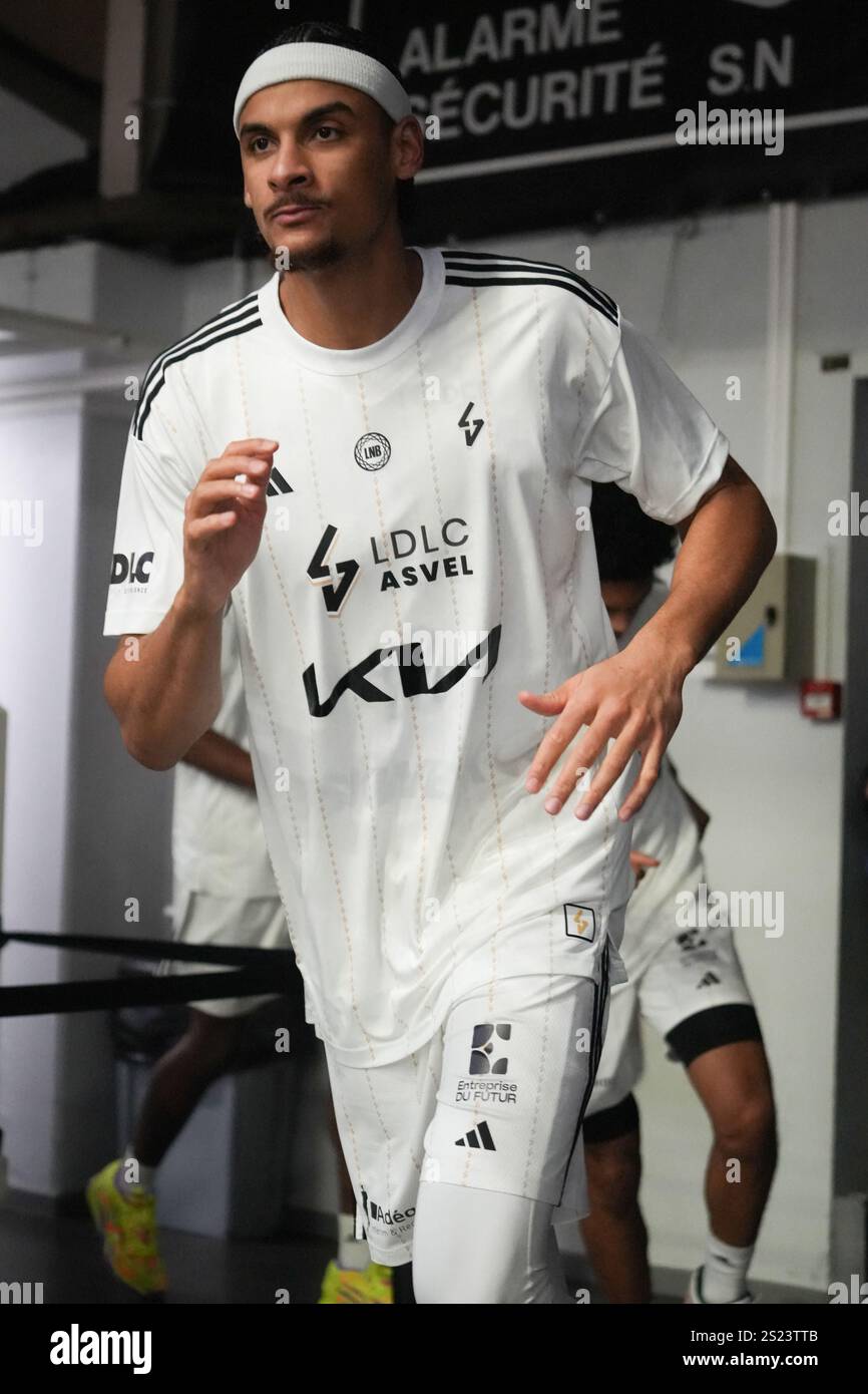 La Rochelle, France. 05th Jan, 2025. Neal Sako of.ASVEL Lyon ...