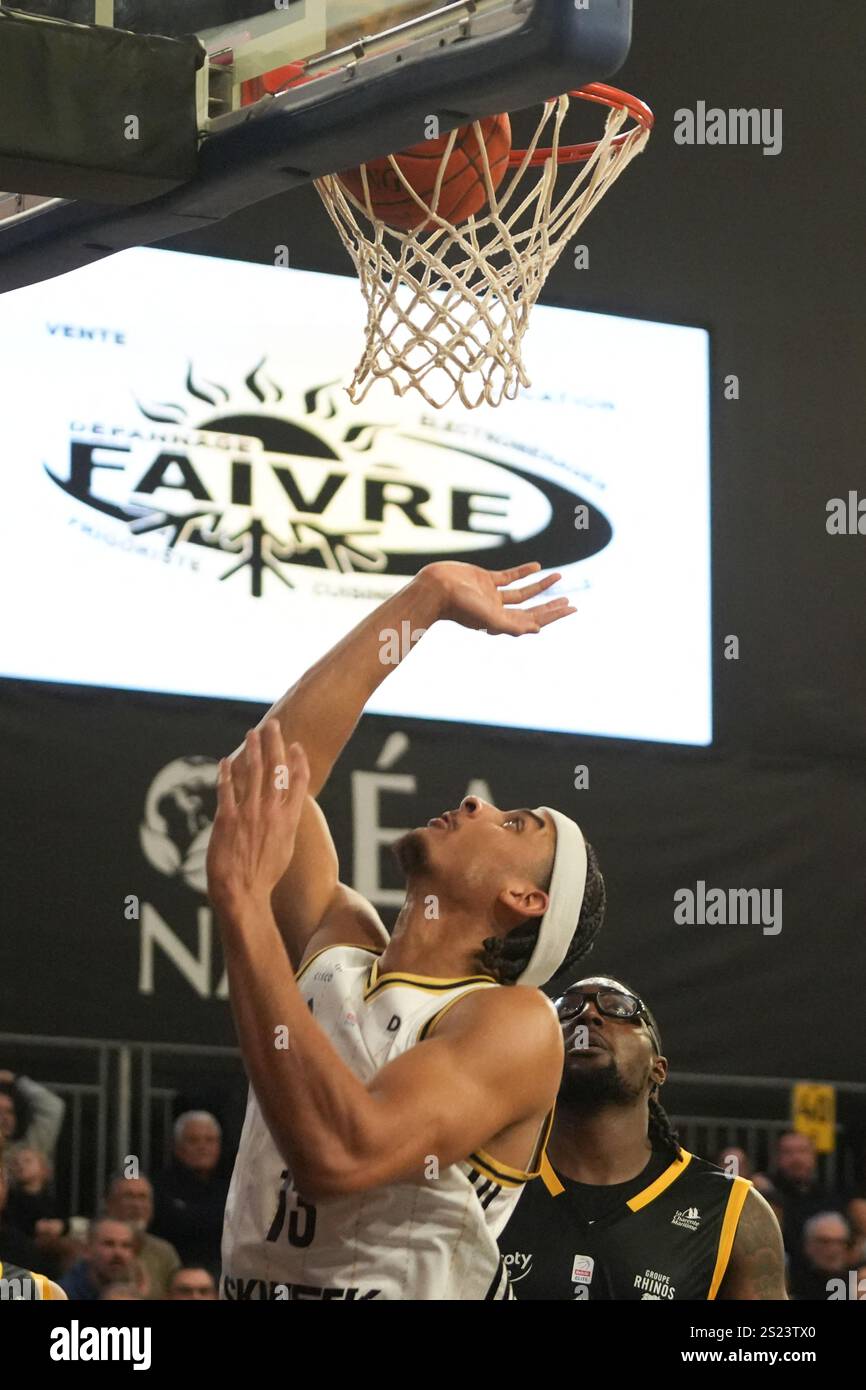 La Rochelle, France. 05th Jan, 2025. Neal Sako of.ASVEL Lyon ...