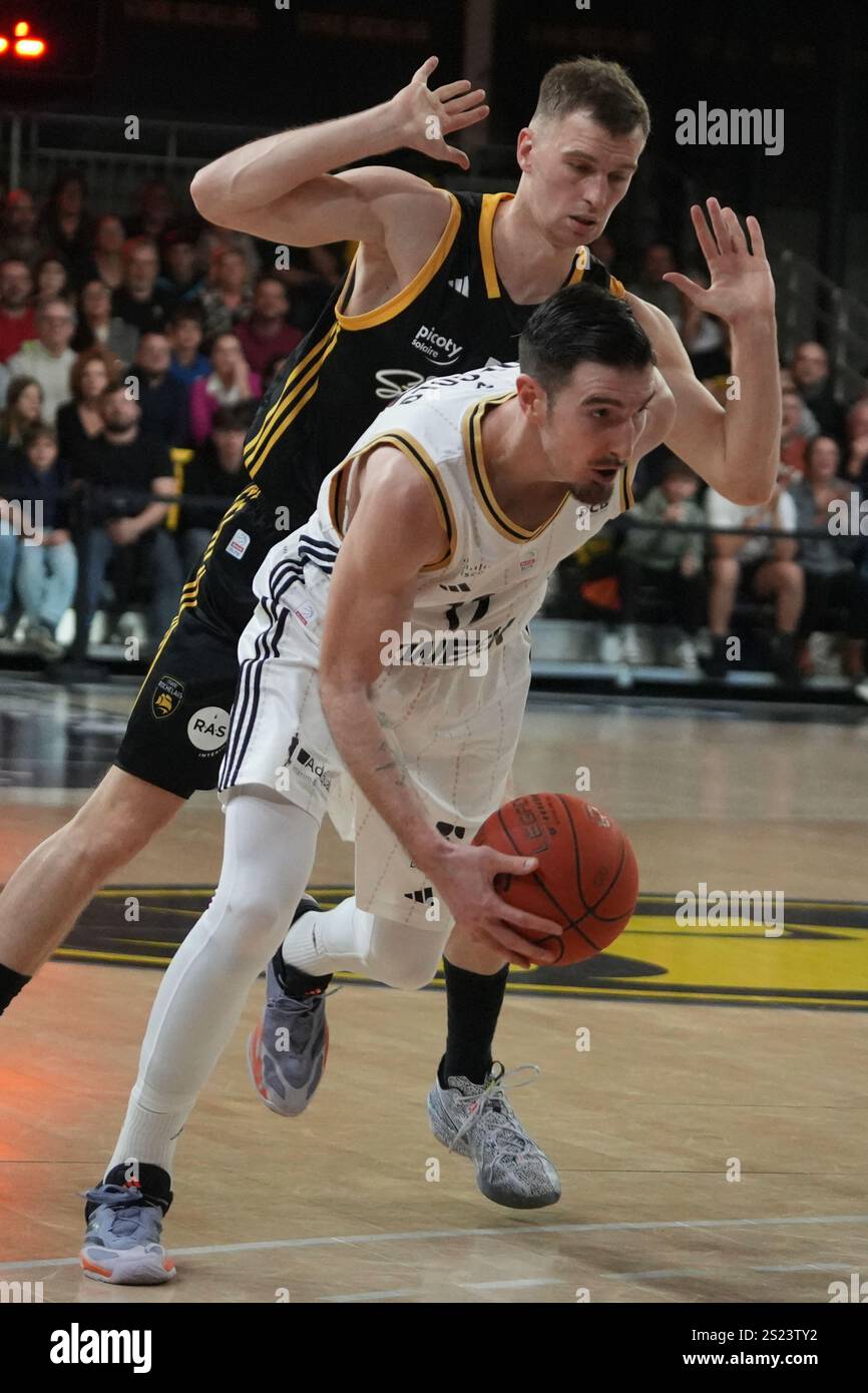 La Rochelle, France. 05th Jan, 2025. Nando de Colo of.ASVEL Lyon ...