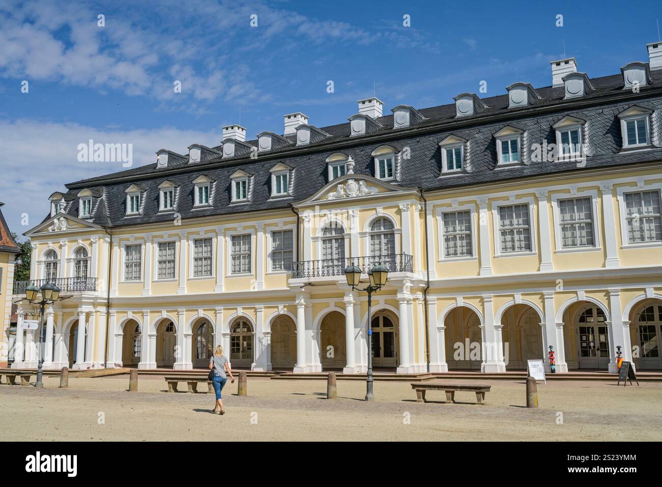 Hessisches Puppen- und Spielzeugmuseum, Arkadenbau, Parkpromenade ...