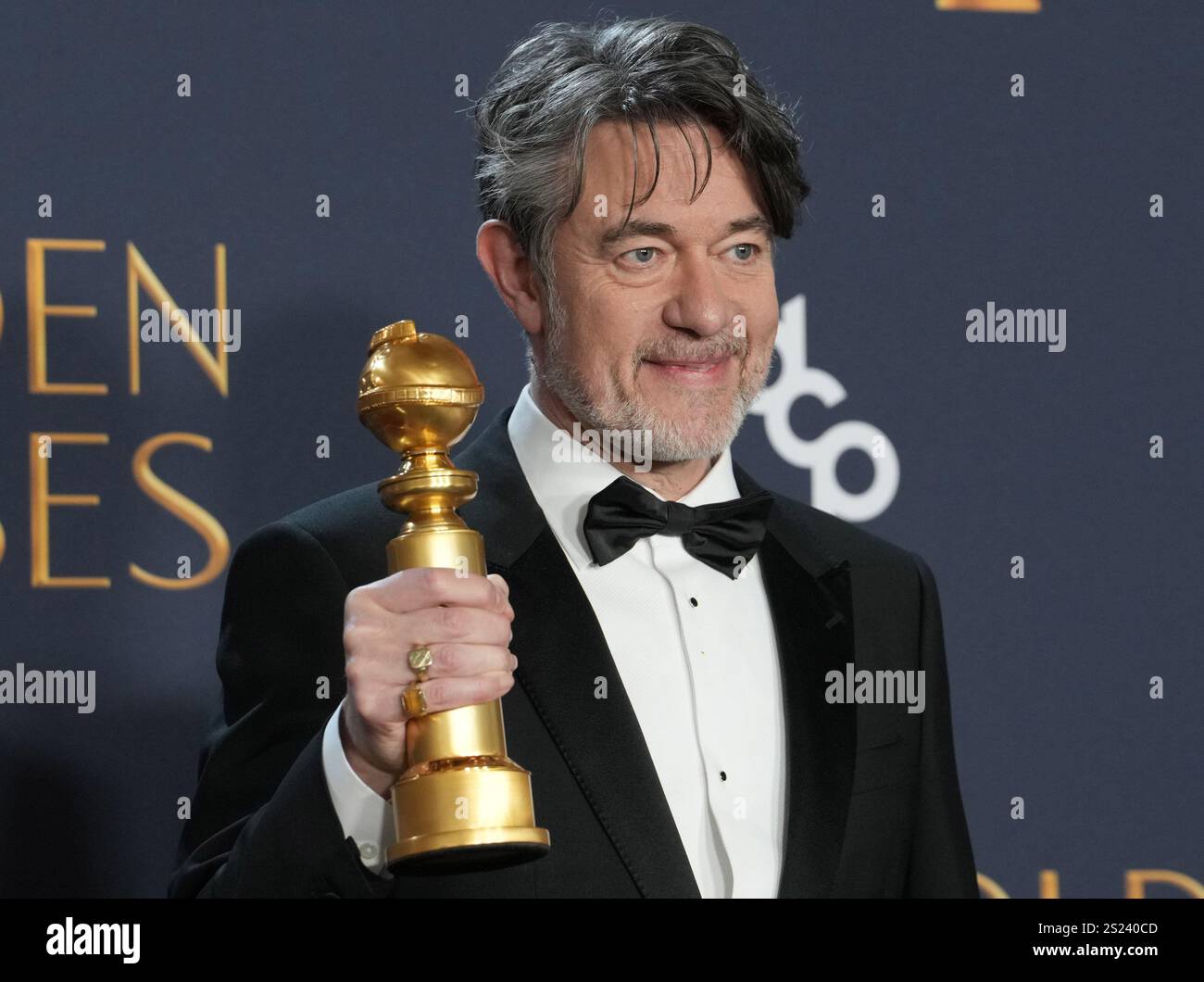 Los Angeles, USA. 05th Jan, 2025. Peter Straughan, winner of the Best ...