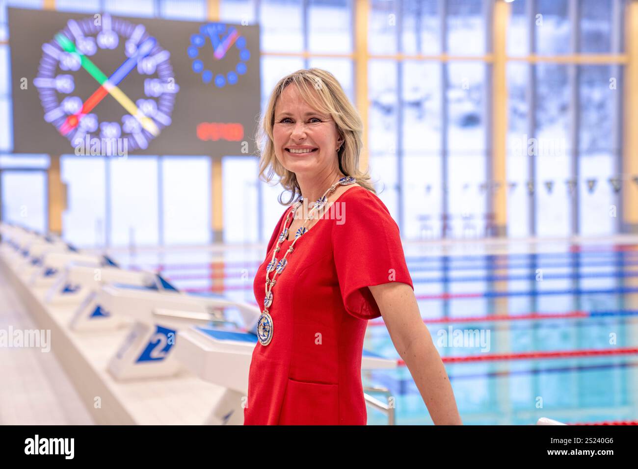 Oslo 20250106. Mayor in Oslo, Anne Lindboe at the 50-meter long pool ...
