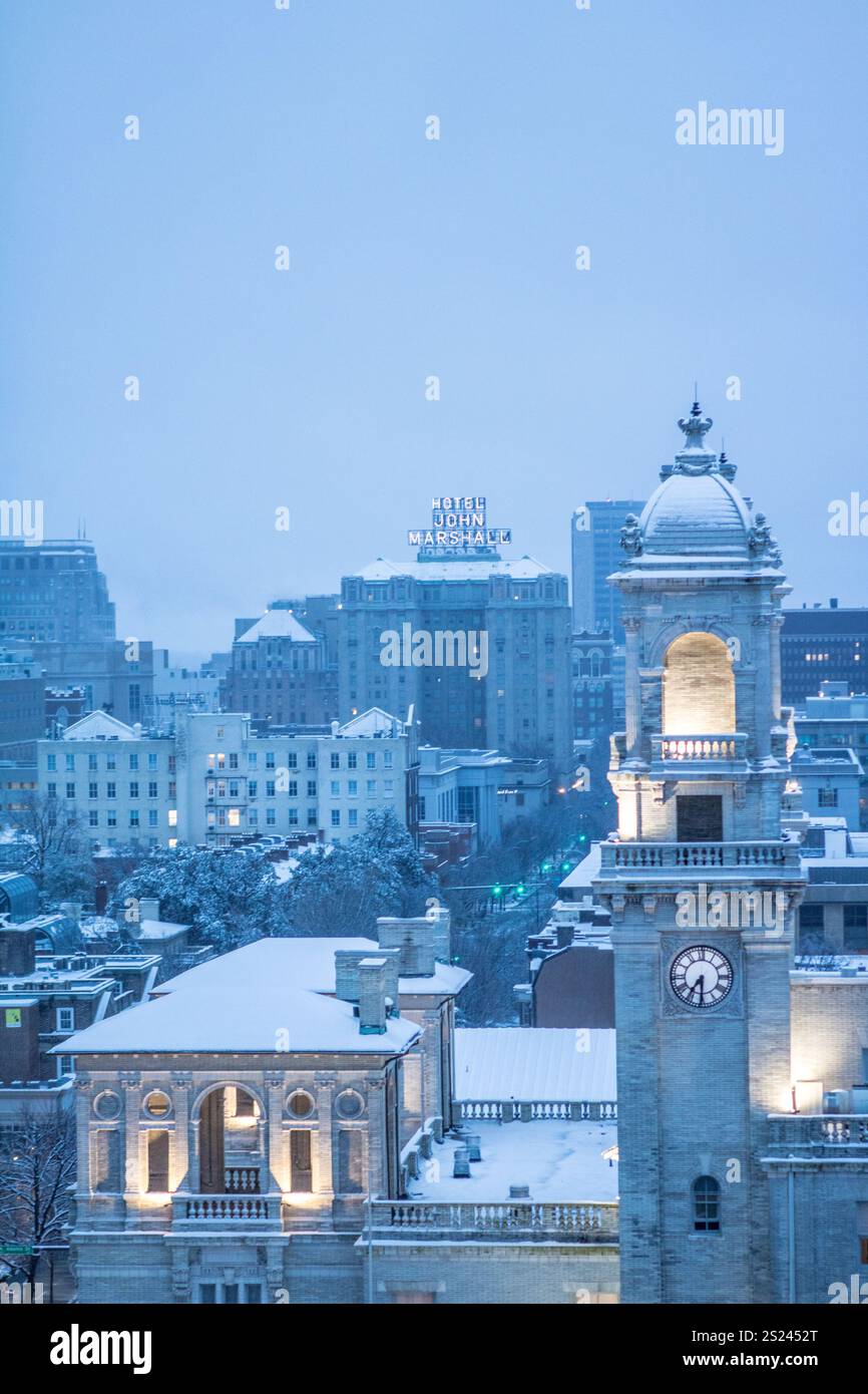 Richmond VA, USA, 6th Jan 2024, Richmond VA and VCU campus waking up ...