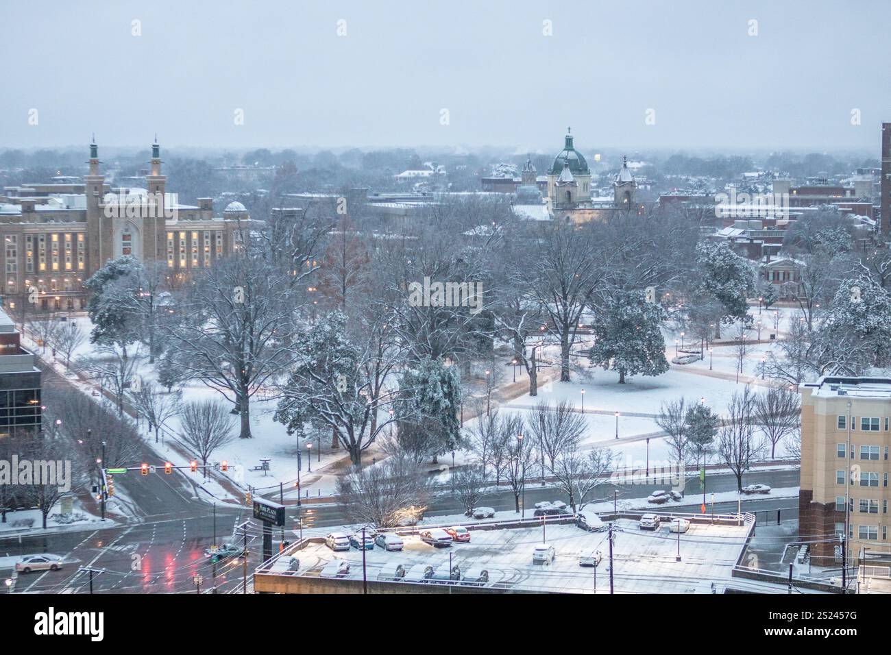 Richmond VA, USA, 6th Jan 2024, Richmond VA and VCU campus waking up ...