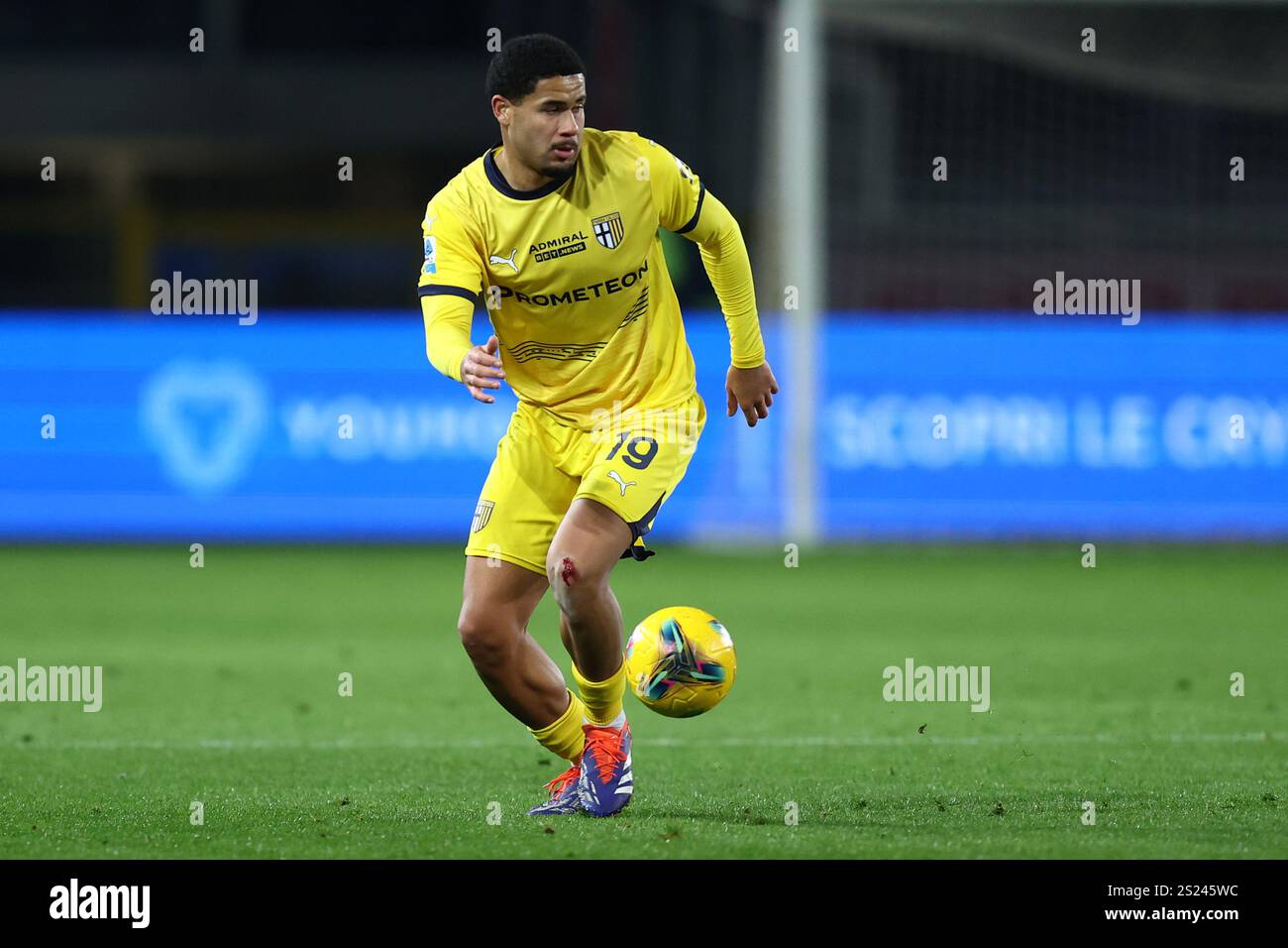 Simon Sohm of Parma Calcio in action during the Serie A match beetween ...