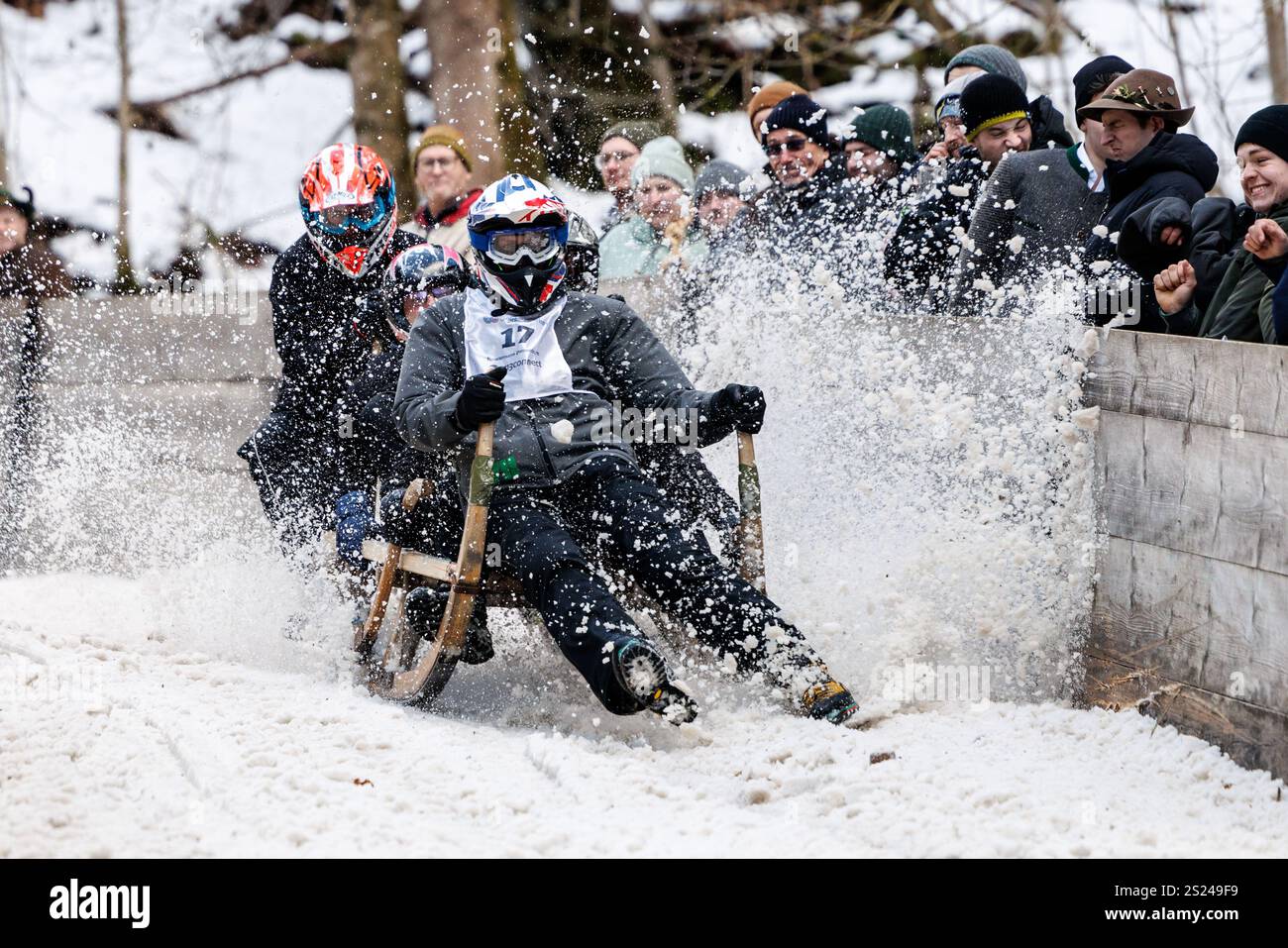 Garmisch Partenkirchen, Germany. 06th Jan, 2025. The "Beira Hundsbuam ...