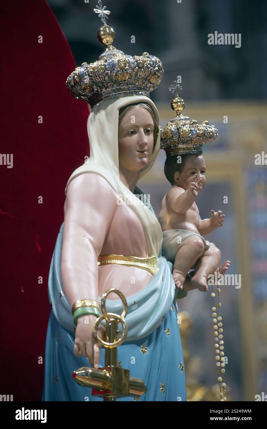 Vatican, Vatican. 06th Jan, 2025. **NO LIBRI** Italy, Rome, Vatican ...