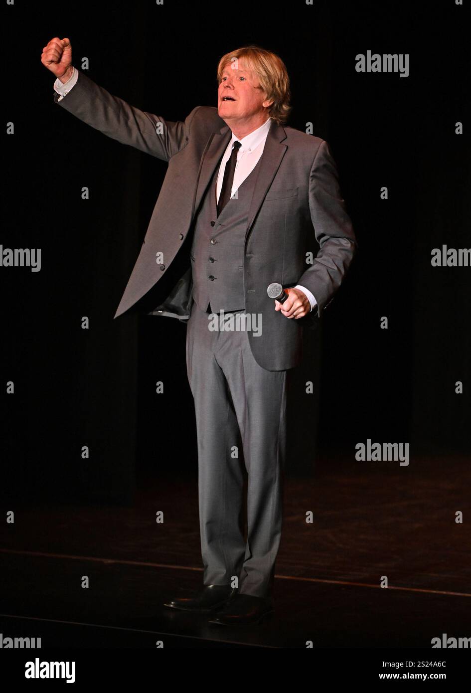 Fort Lauderdale, FL, USA. 05th Jan, 2025. Peter Noone of Herman's ...
