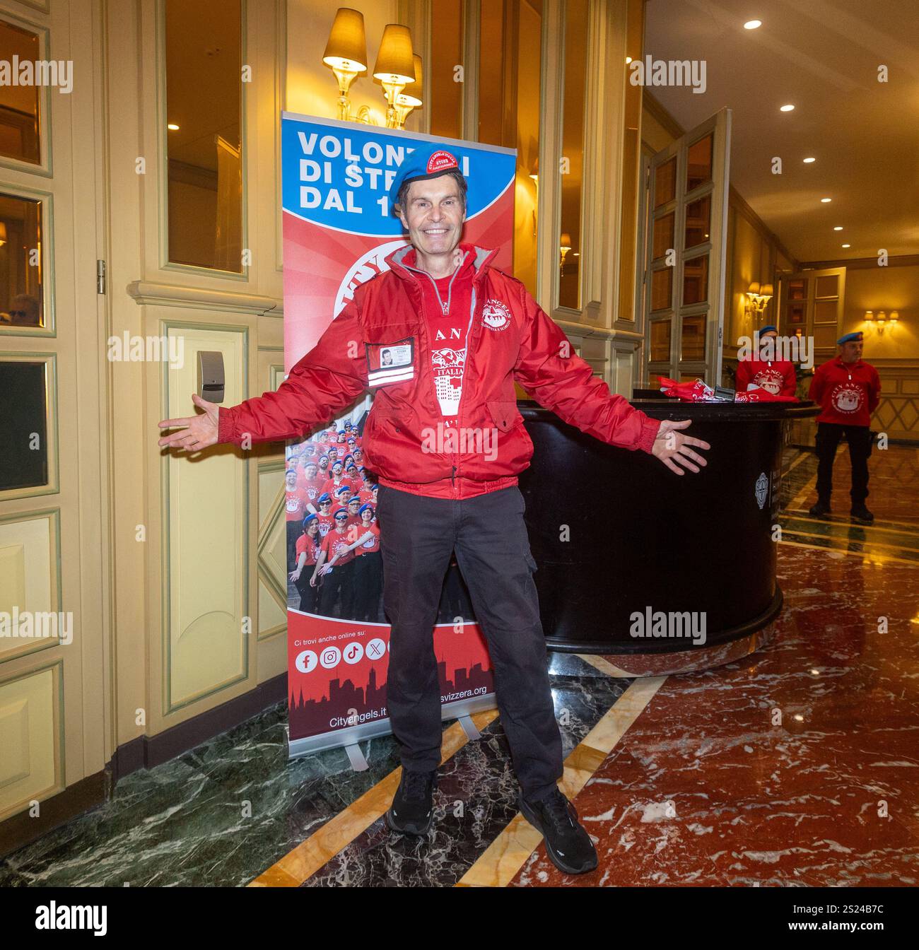 Milano, Italia. 06th Jan, 2025. Mario Furlan alla Befana dei clochard ...