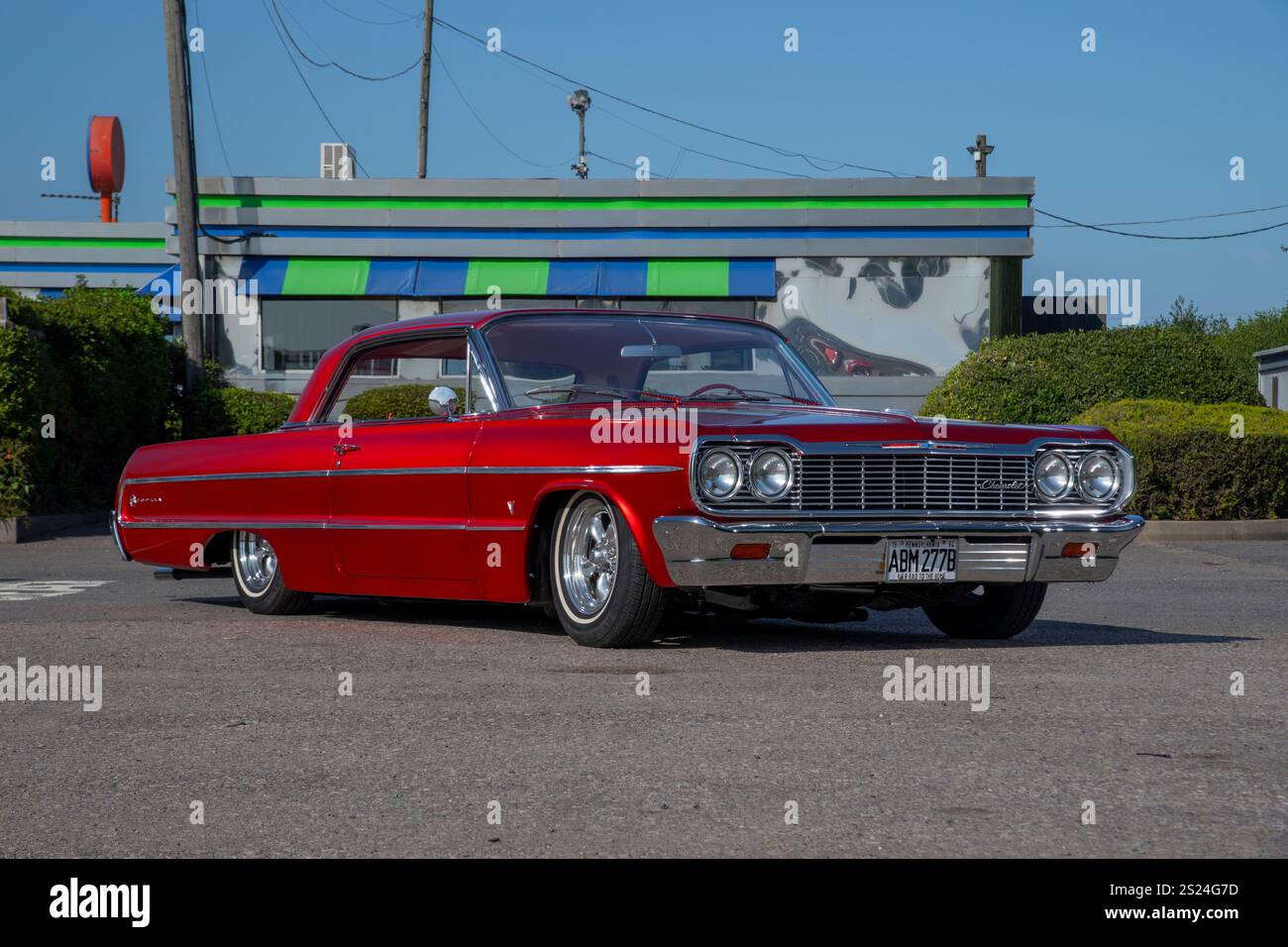 1964 Chevrolet Impala Low Rider custom car Stock Photo - Alamy