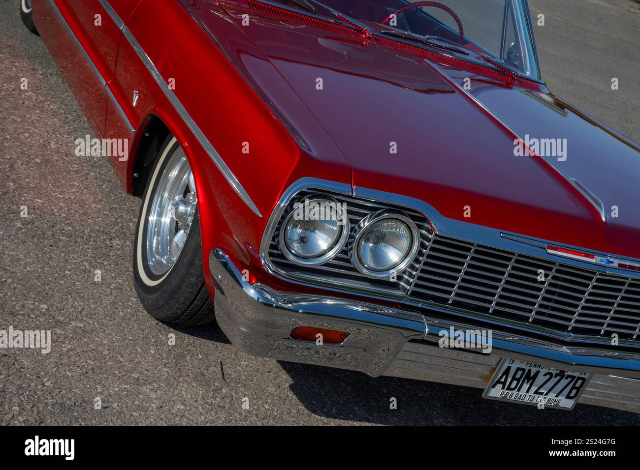 1964 Chevrolet Impala Low Rider custom car Stock Photo - Alamy