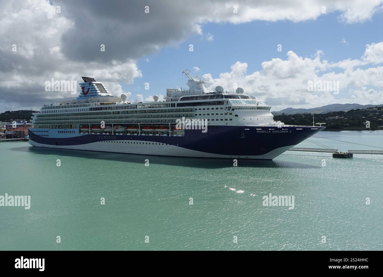 Tui cruise ship marella explorer 2 hi-res stock photography and images ...