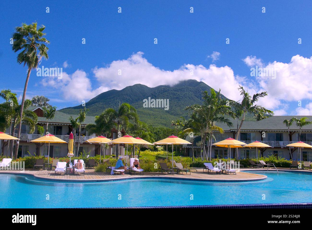 Pinney beach nevis hi-res stock photography and images - Alamy