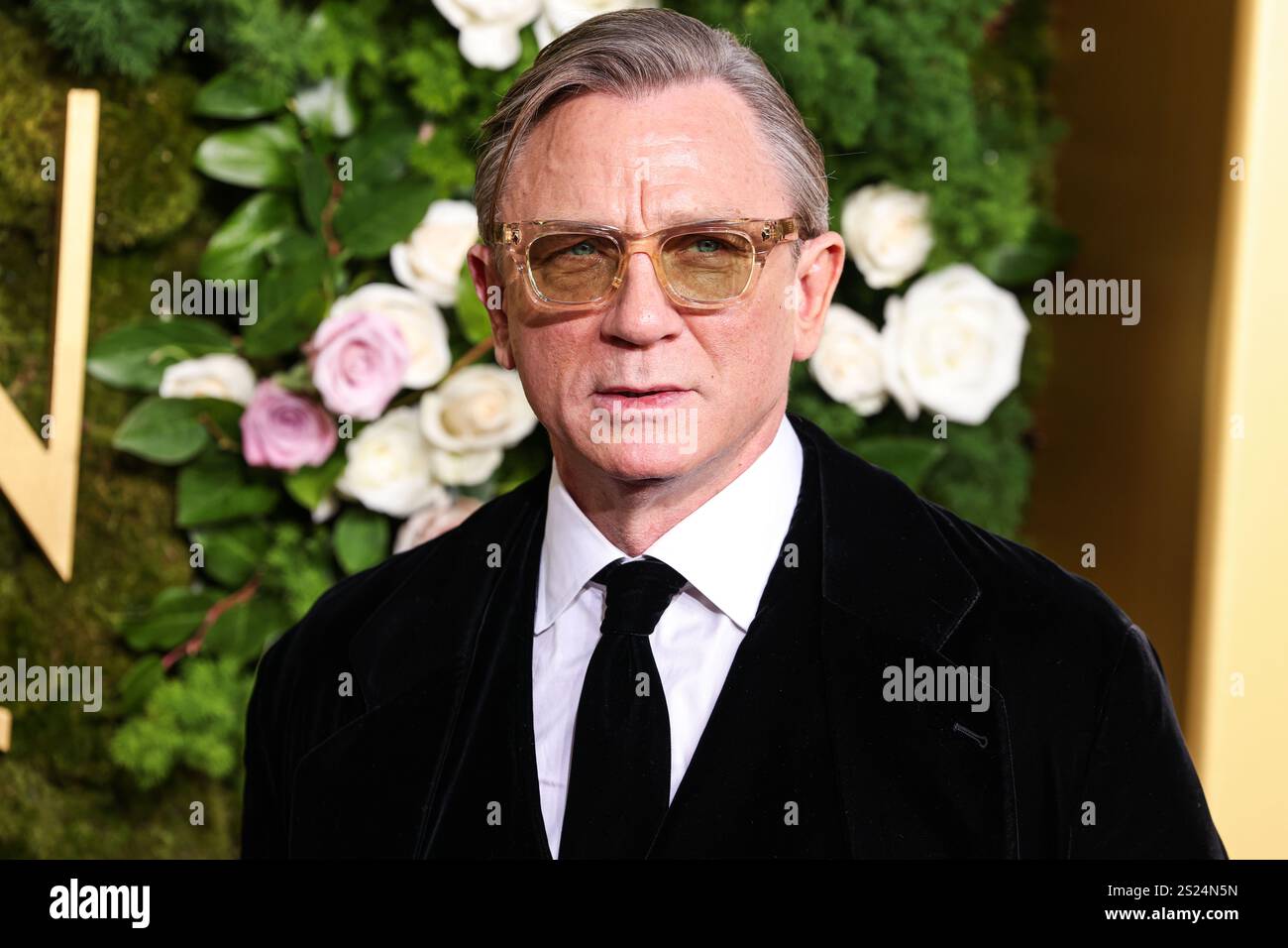 BEVERLY HILLS, LOS ANGELES, CALIFORNIA, USA - JANUARY 05: Daniel Craig ...