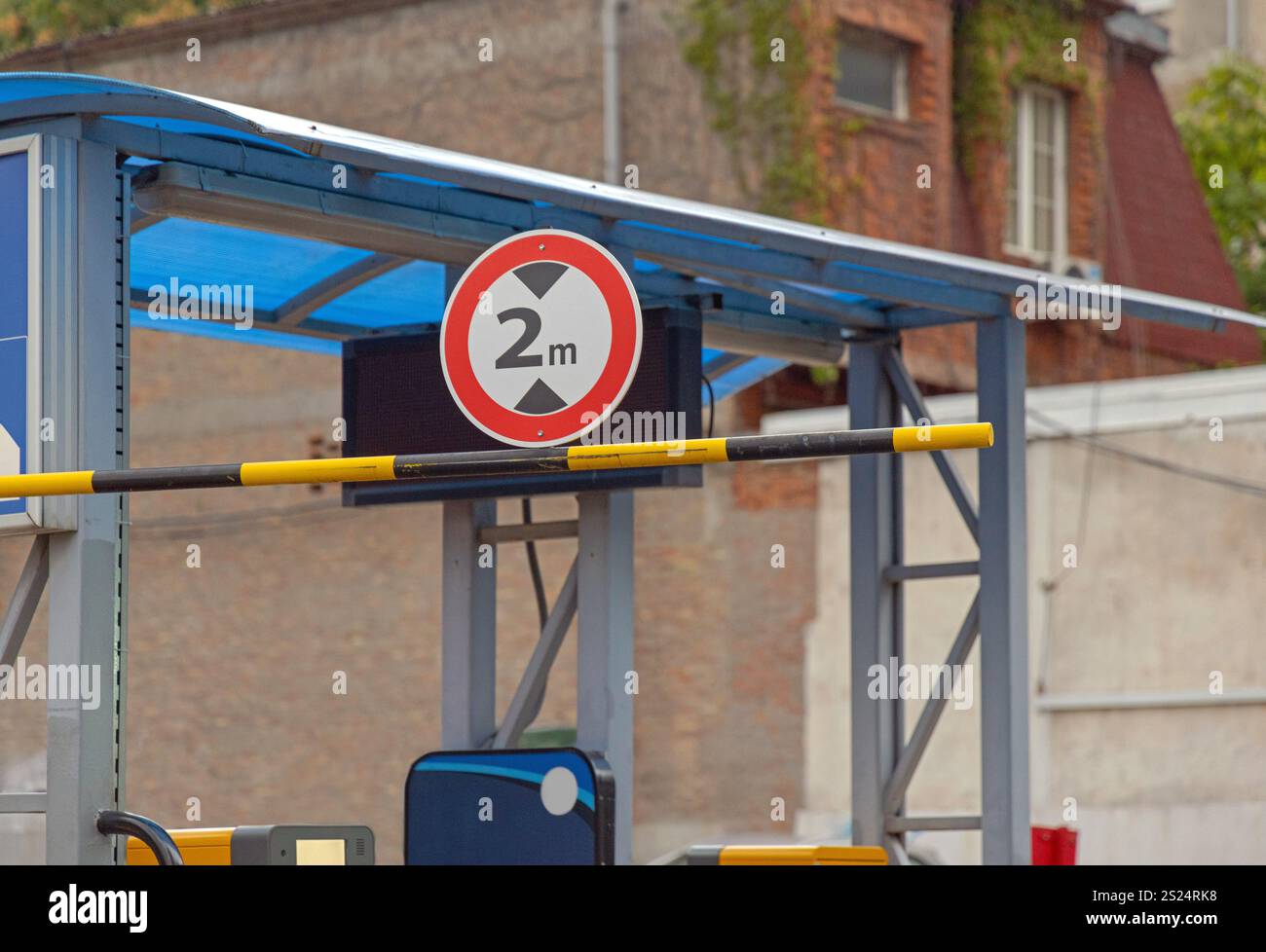 Maximum Height Two Meters Mandatory Road Sign at Ramp Stock Photo - Alamy