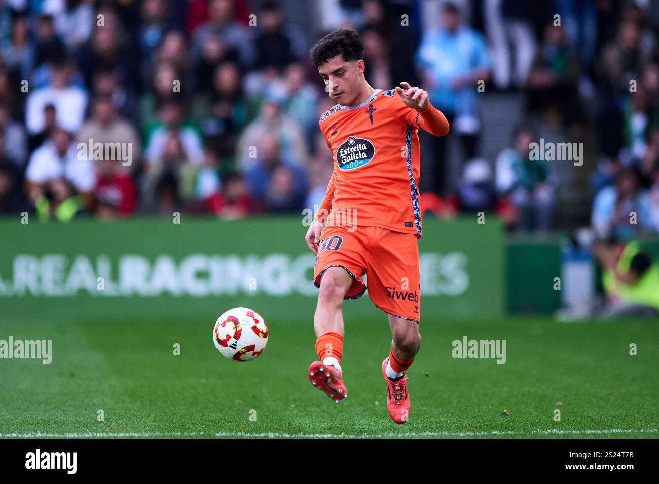Hugo Alvarez of RC Celta with the ball during the Copa El Rey match ...